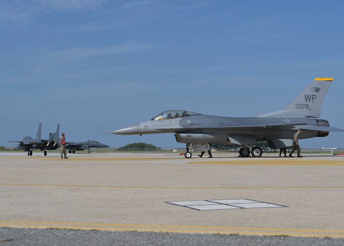 ROKAF, USAF Buddy Squadron training strengthens alliance > 7th Air ...