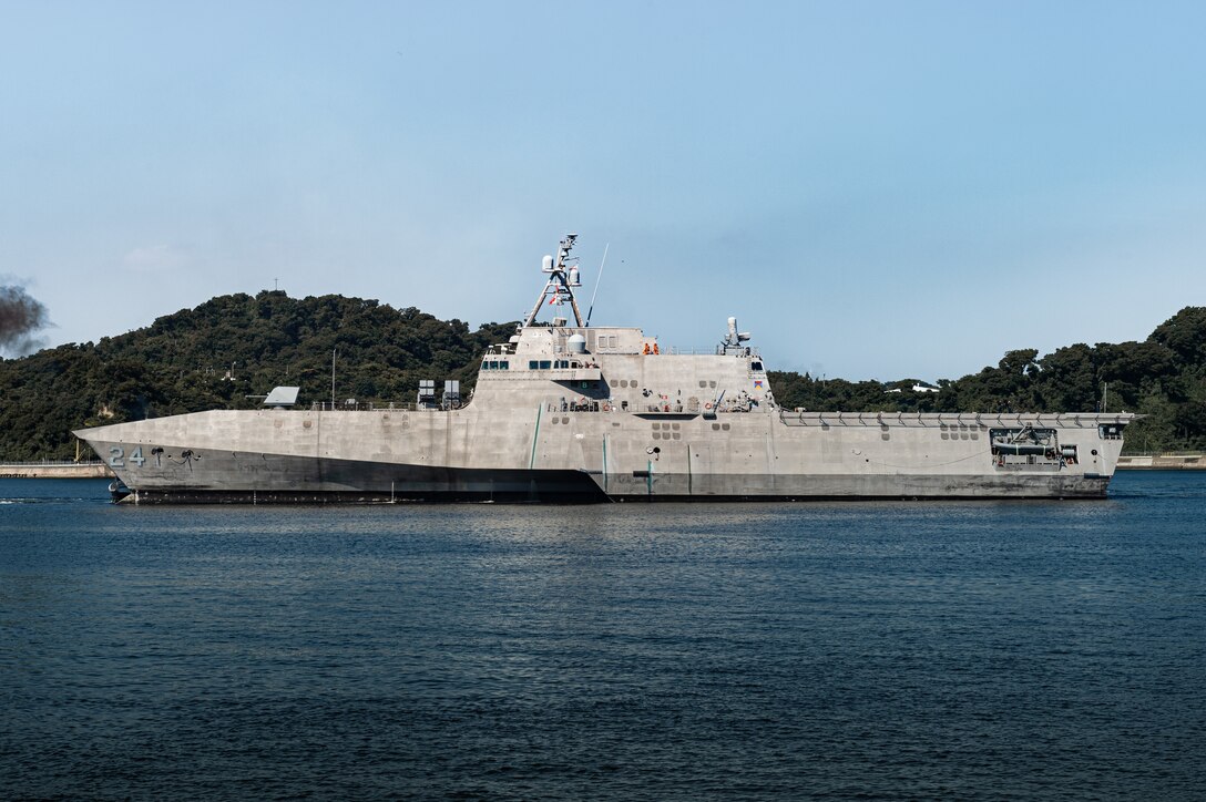 220926-N-RG232-1037