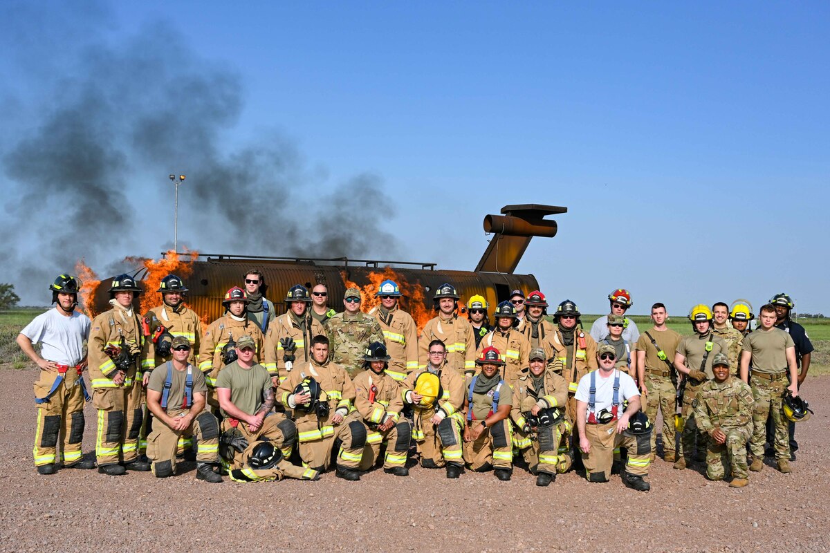507 CES reservists, 97 CES Airmen, partner for fire training > Altus ...