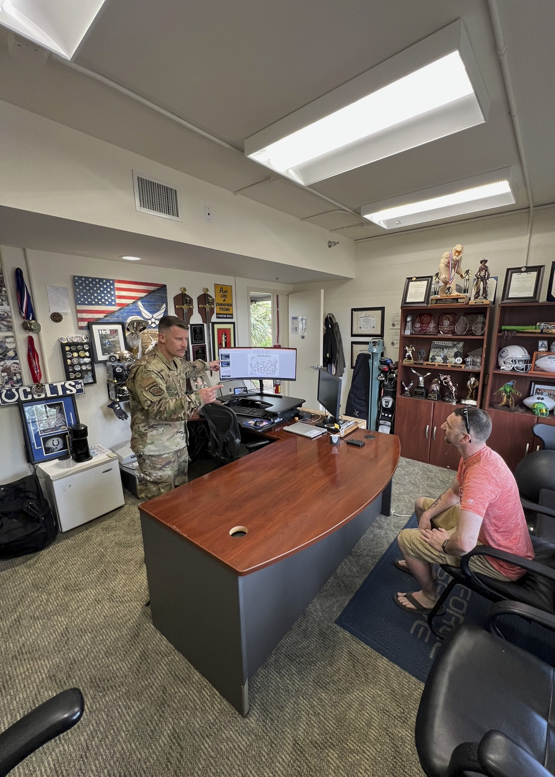 Reserve recruiter knows first-hand the benefits of ‘staying blue’ > Air ...