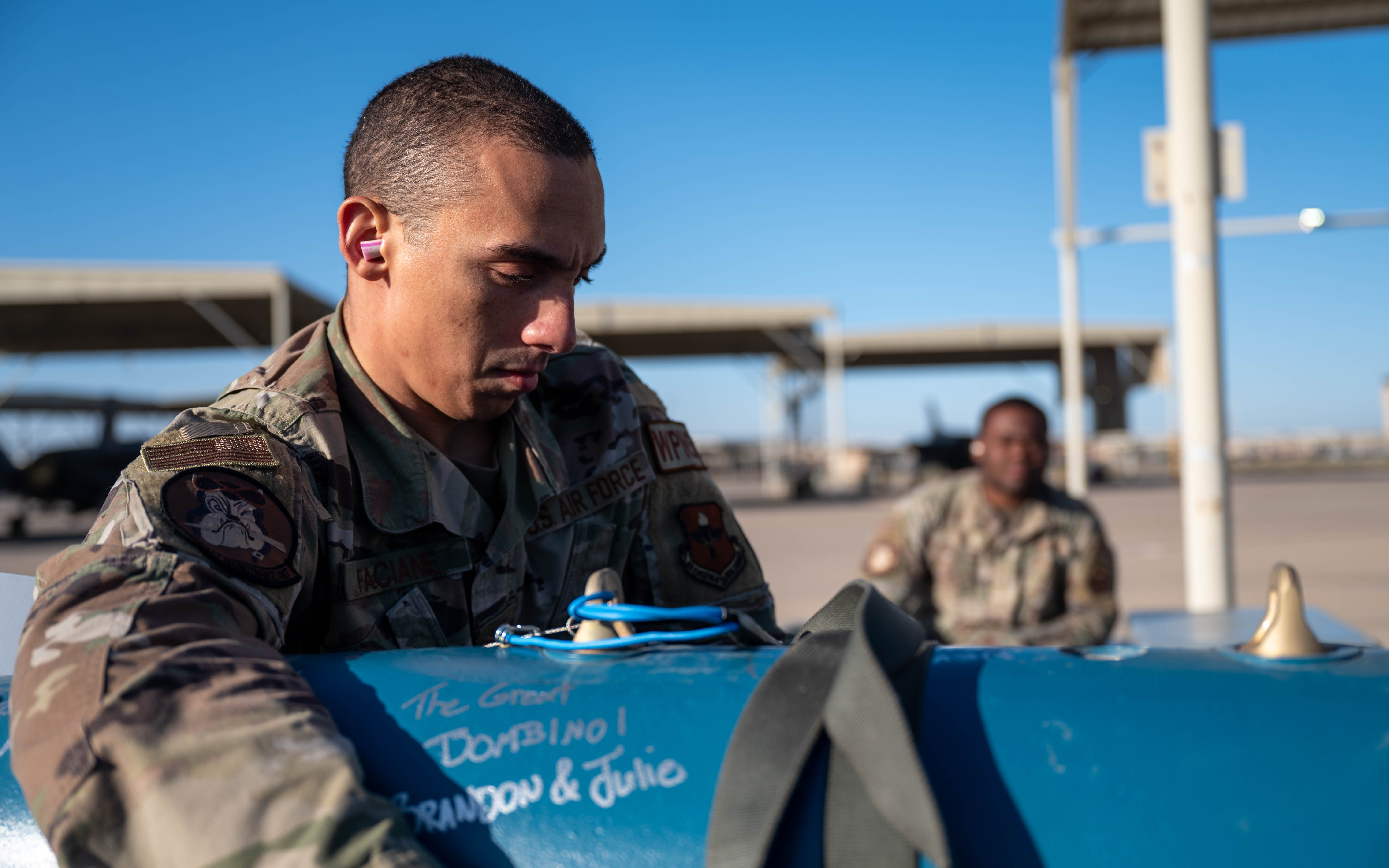 61st AMU loads HCC signed training bombs > Luke Air Force Base ...