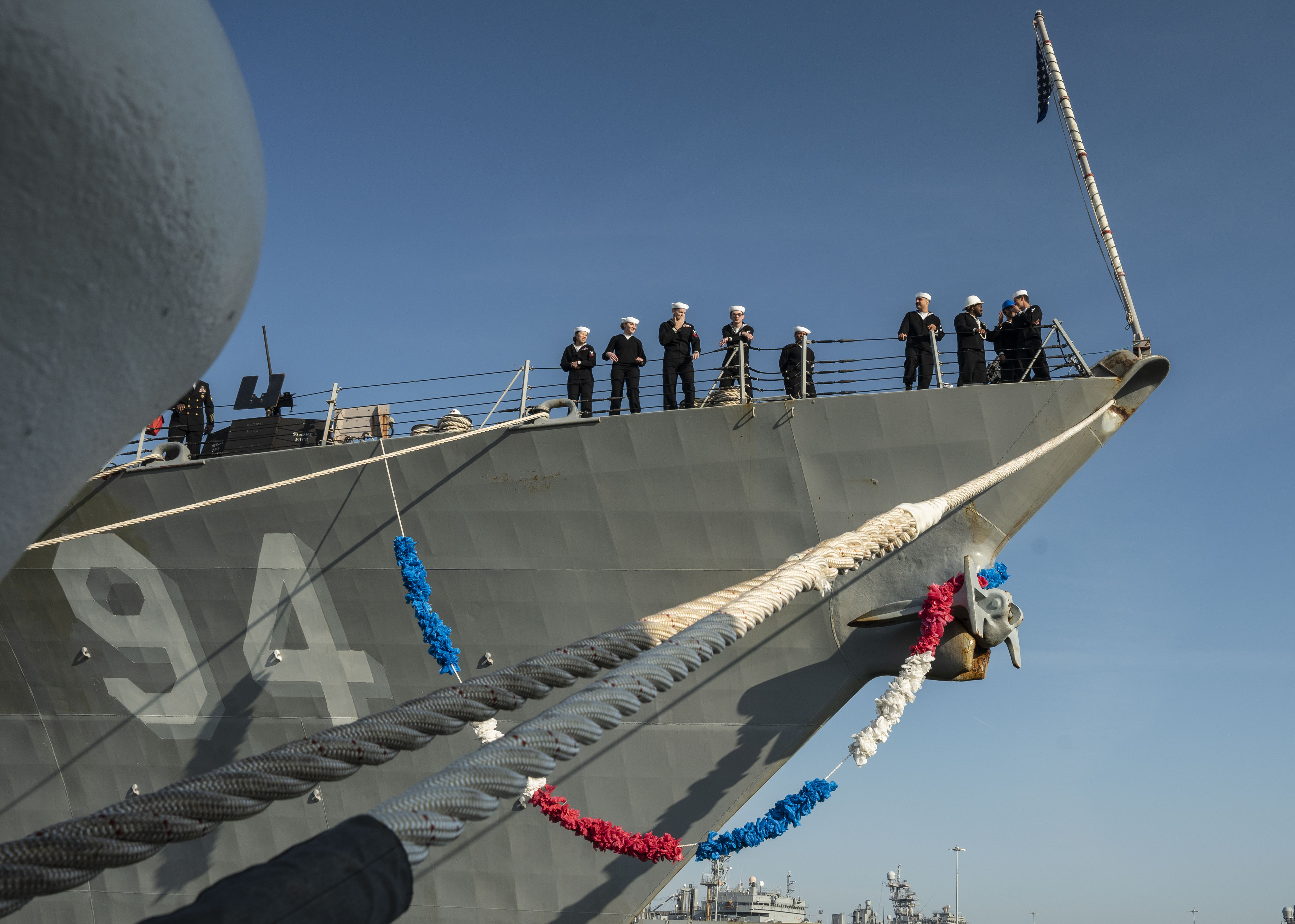 USS Nitze Returns from Deployment > United States Navy > News Stories