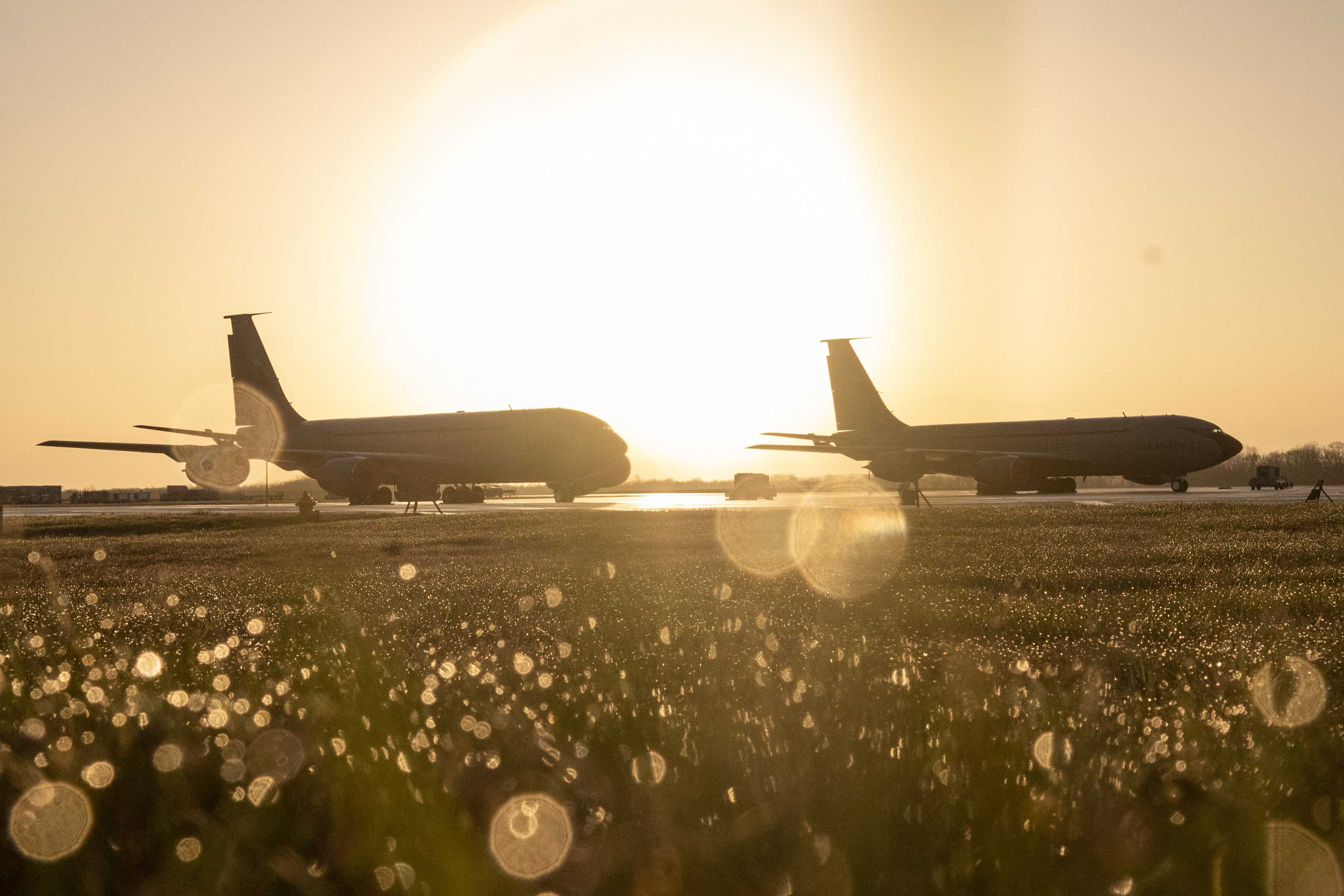 Stratotanker Silhouette | U.S. Department of War