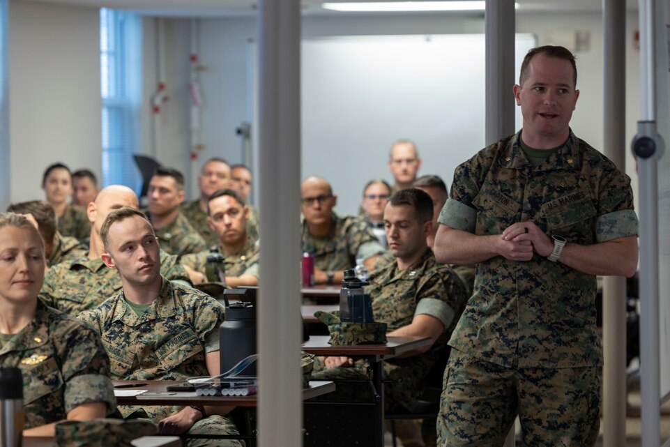 II Marine Expeditionary Force Completes Humanitarian Operations ...