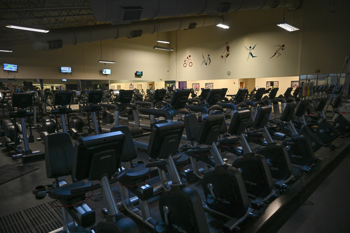 LRAFB Upgrades Gym Equipment > Little Rock Air Force Base > Article Display