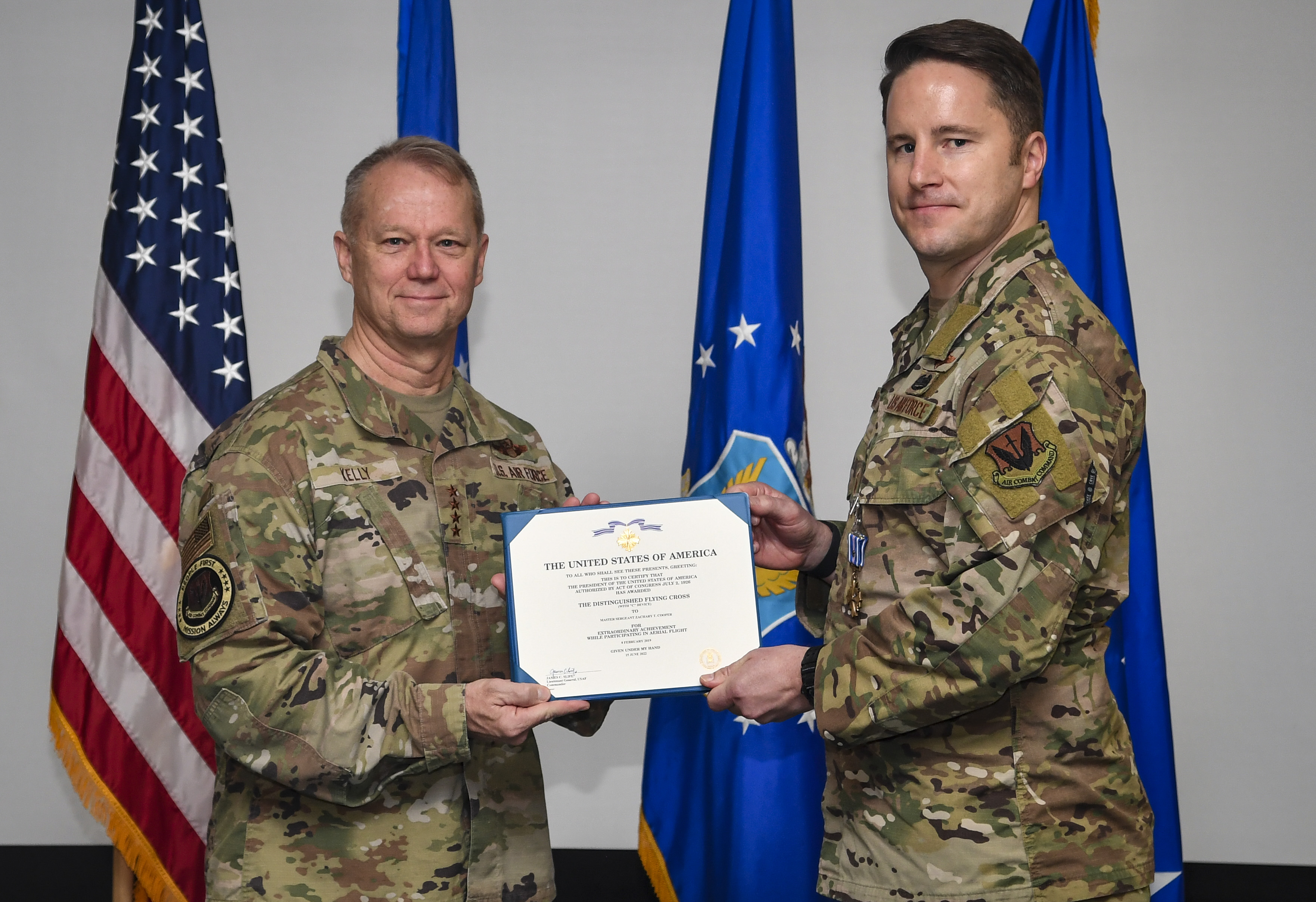 COMACC presents Distinguished Flying Cross to 363 ISRW Airman for ...