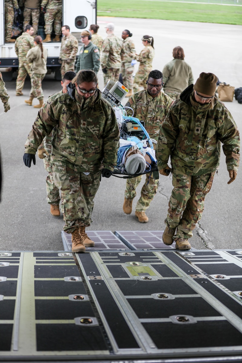C-STARs supports Airmen in total-force trauma care training > Air Force ...