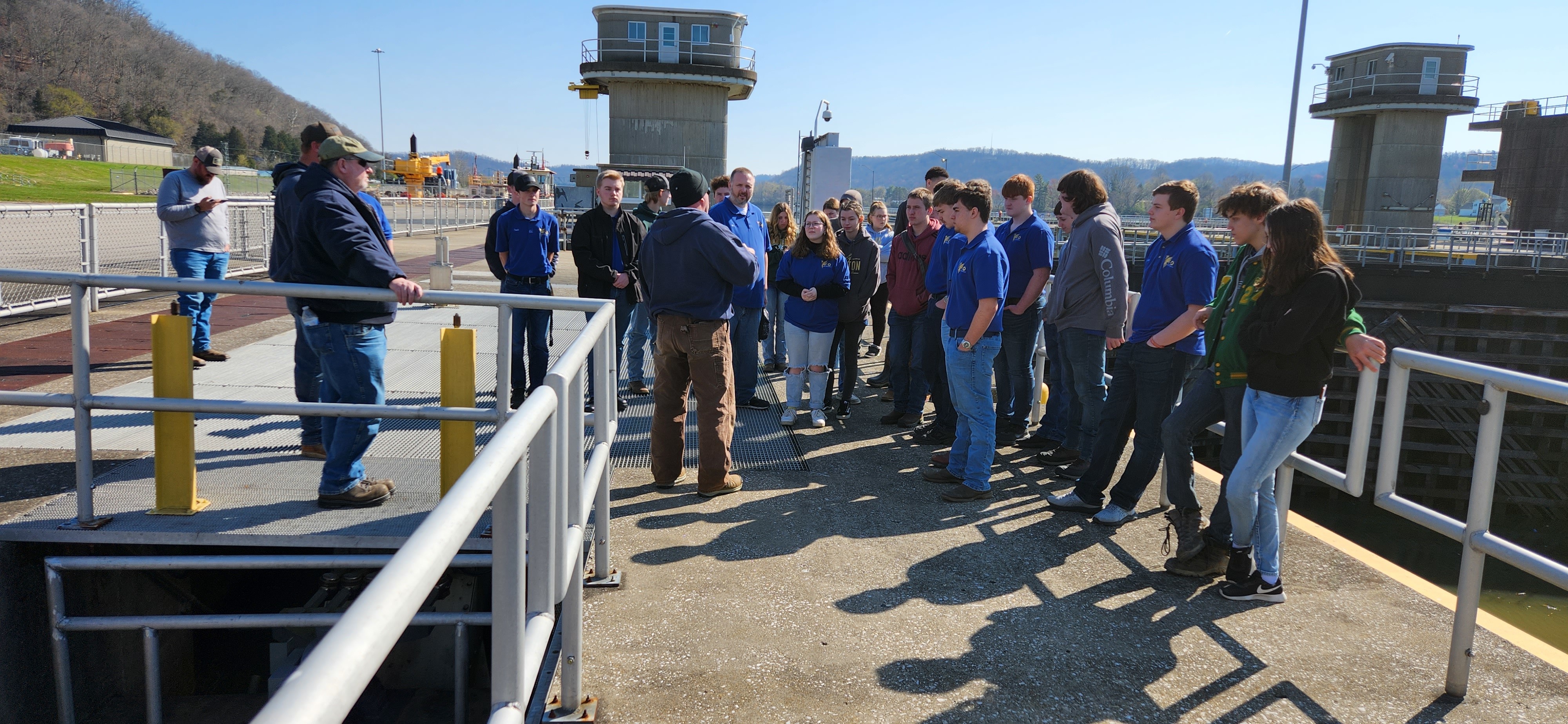 Winfield Locks and Dam Tour > Great Lakes and Ohio River Division > News