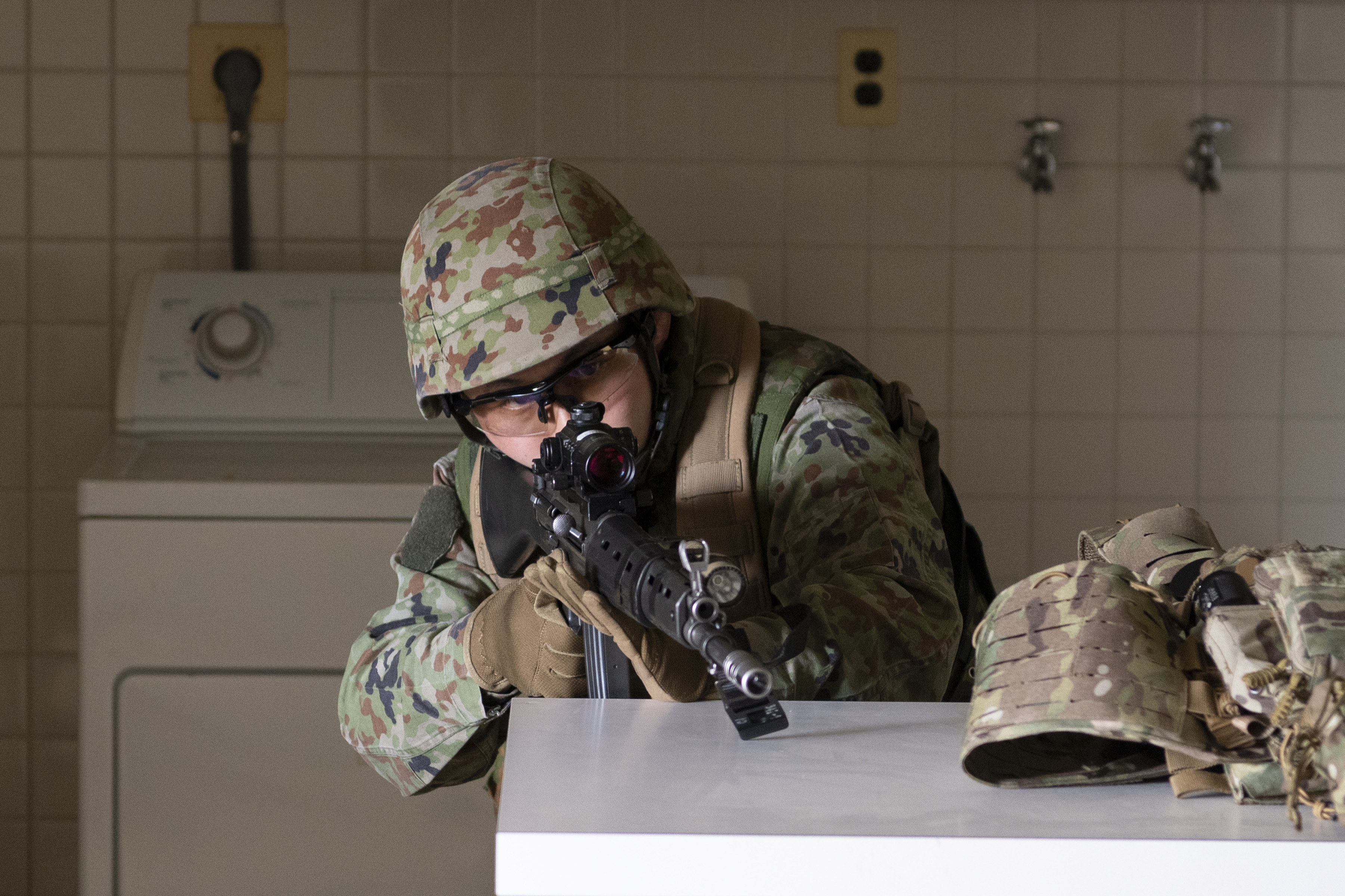 USAF, JGSDF, JASDF conduct close-quarters combat training > 505th ...