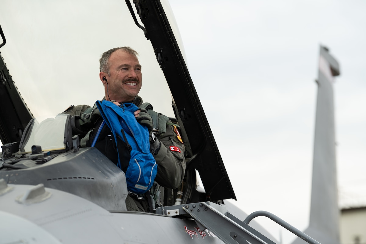 480th FS Warhawks redeploy from Kadena AB > Spangdahlem Air Base > News