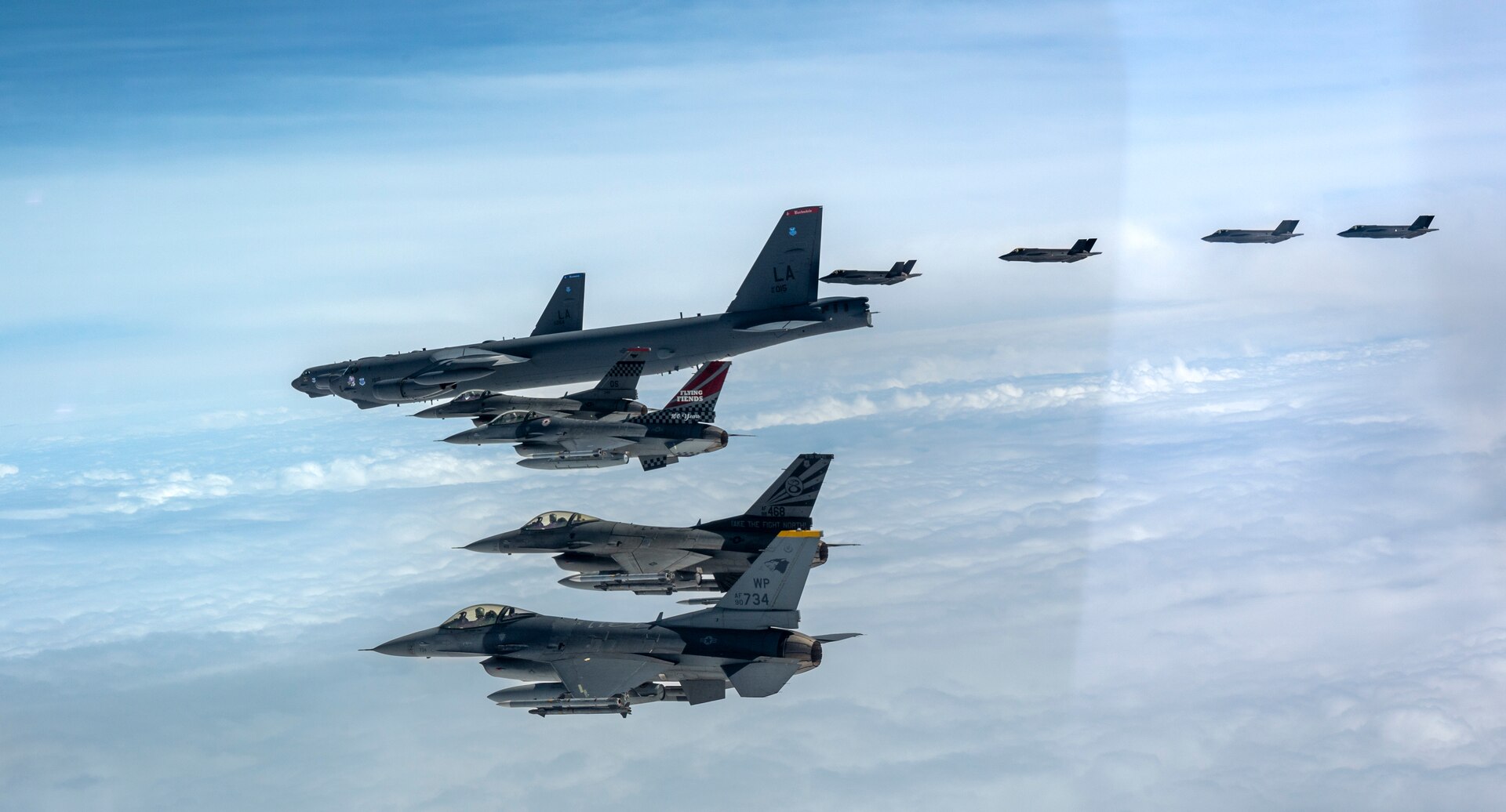 U.S. strategic bombers, ROK and U.S. fighters conduct combined aerial ...