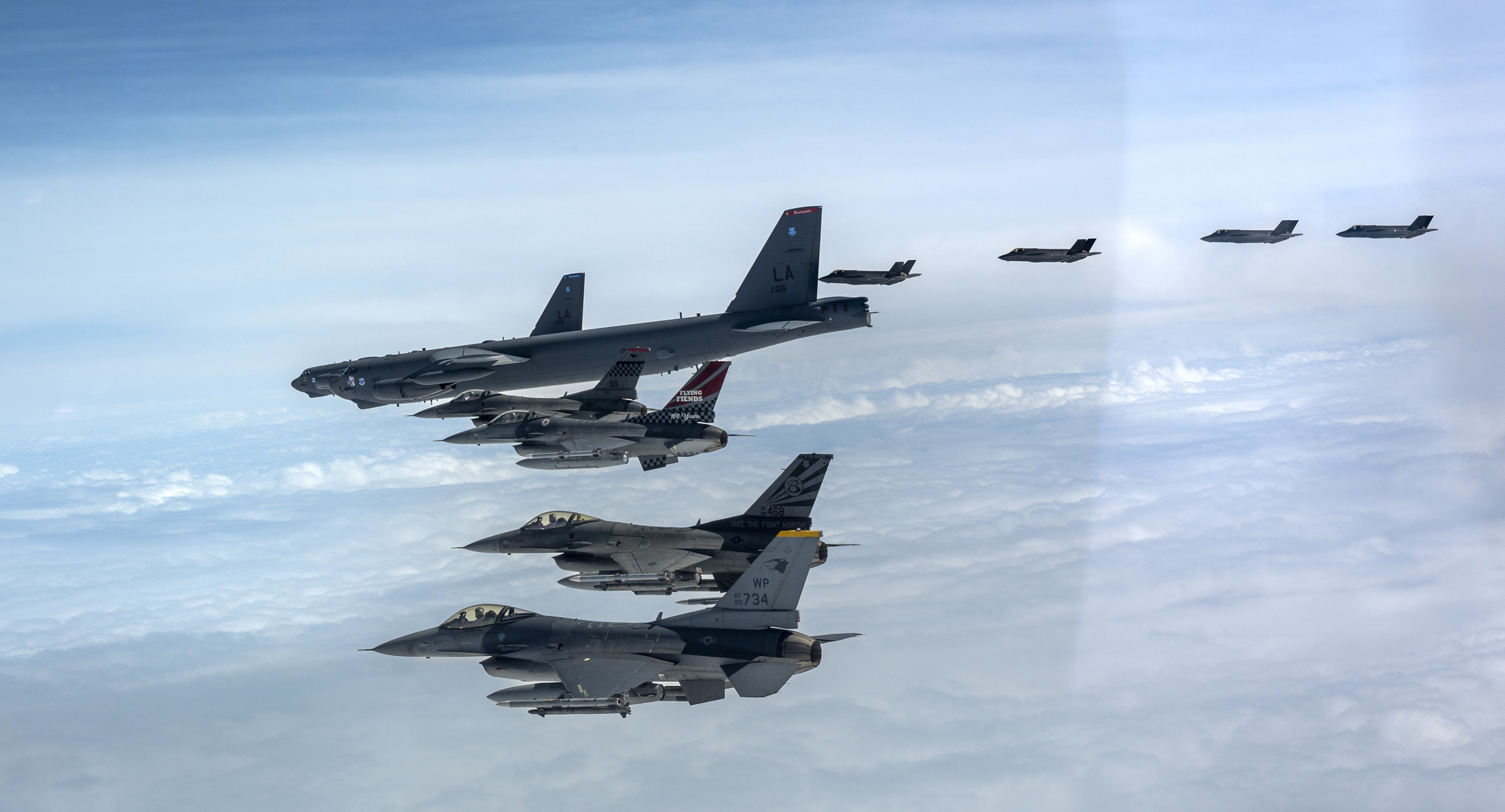 US strategic bombers, ROK, US fighters conduct combined aerial training ...