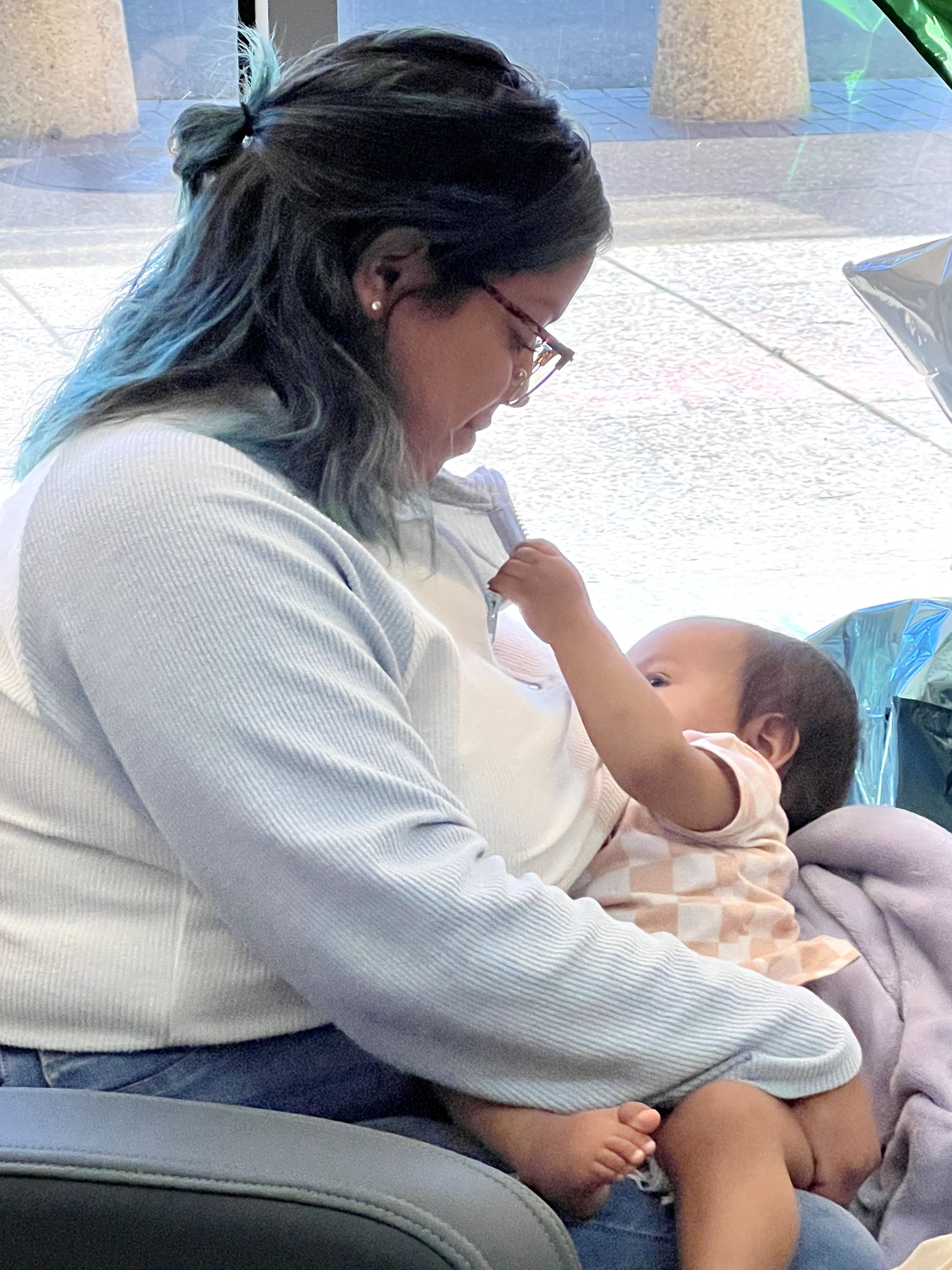 BJACH Big Latch On brings community together to support breastfeeding ...