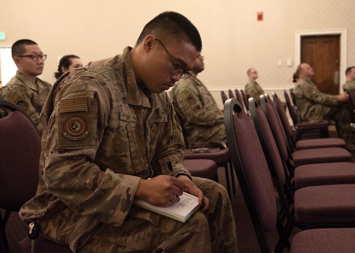 707th CS hosts Cyber Career Field Conversion Forum > Sixteenth Air ...
