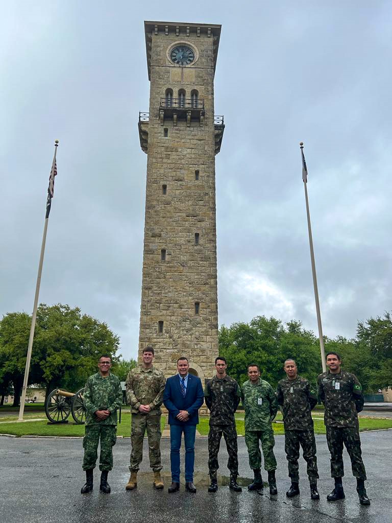 Conference of American Armies partner nation members visit Army South ...