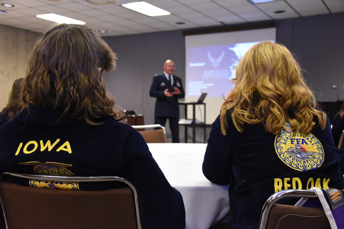 Iowa Air National Guard takes part in the 95th Iowa FFA Leadership ...