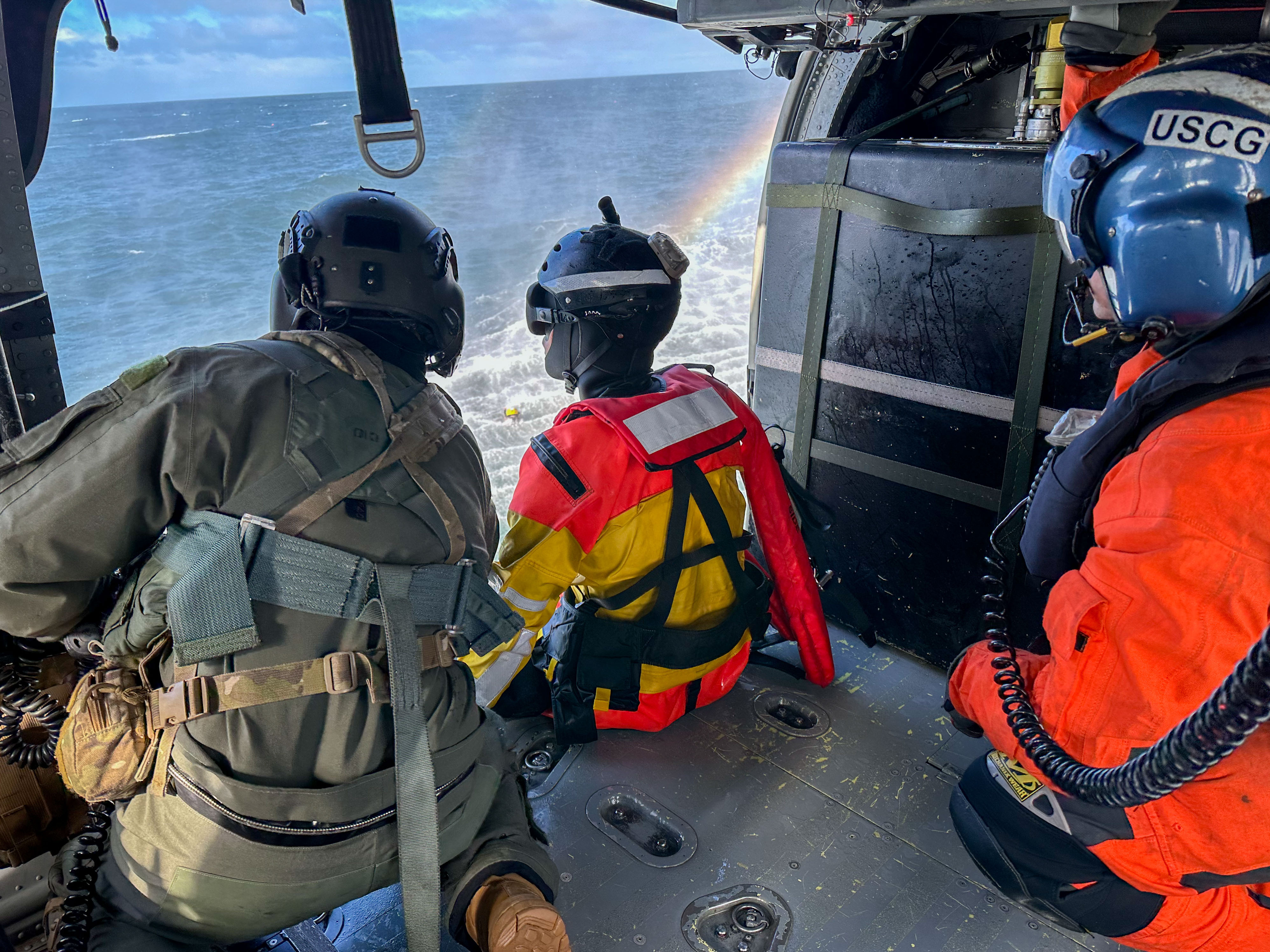 305th Rescue Squadron leads first joint training with Coast Guard ...
