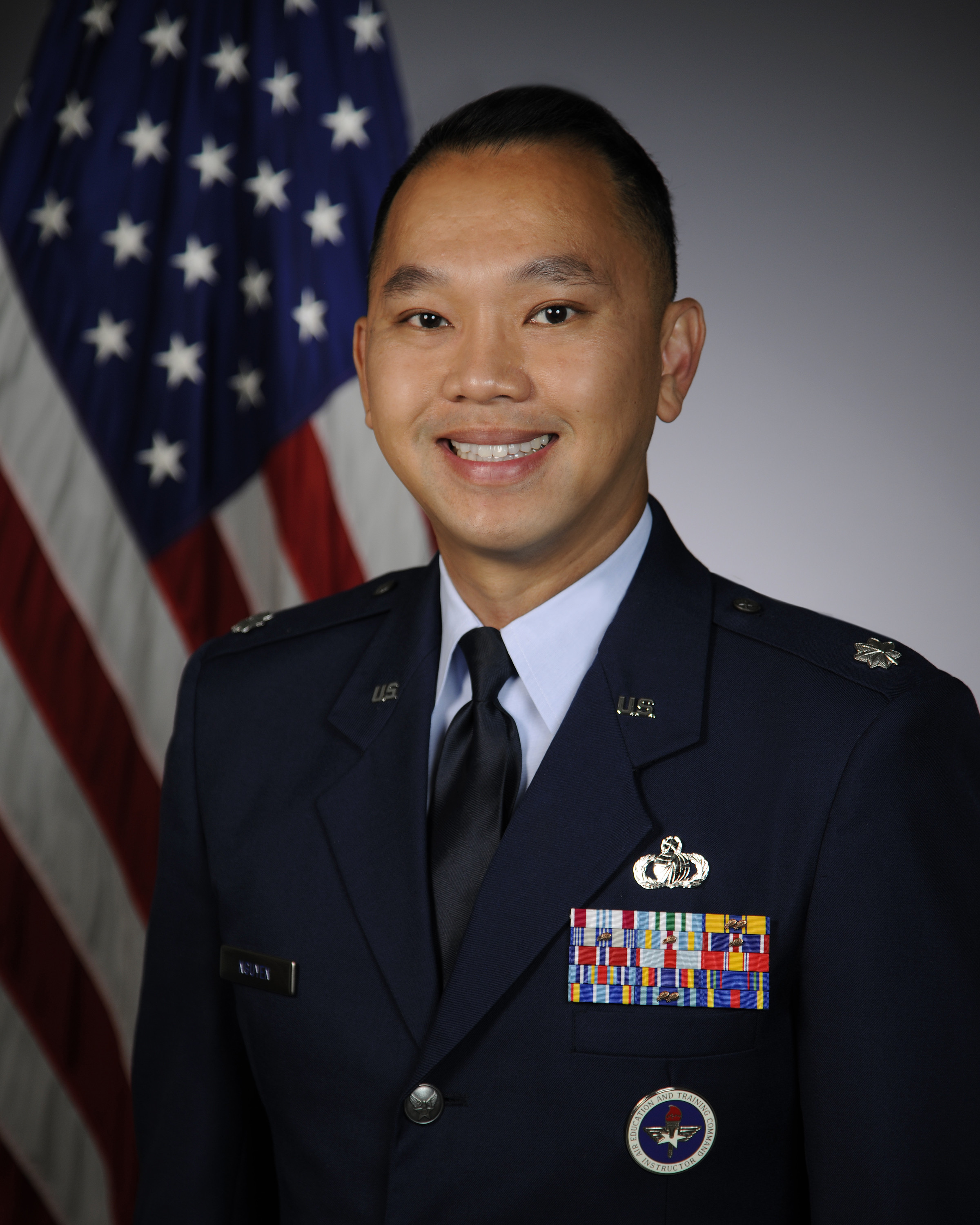 Lt Col HIEN V. NGUYEN > DAF Learning Services > About Us