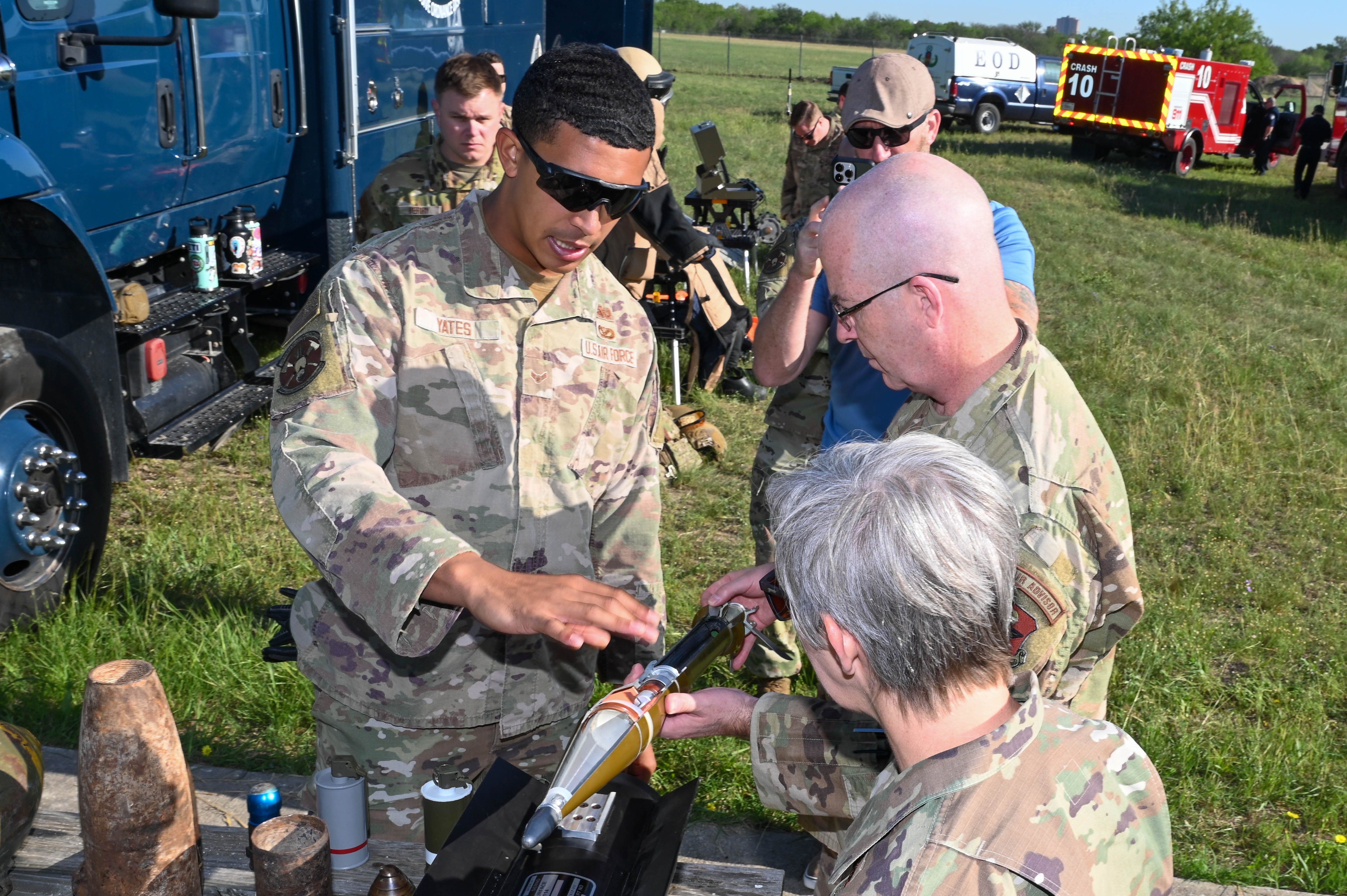 502nd JBSA-Lackland command team visits 902nd CES EOD 17 April 2