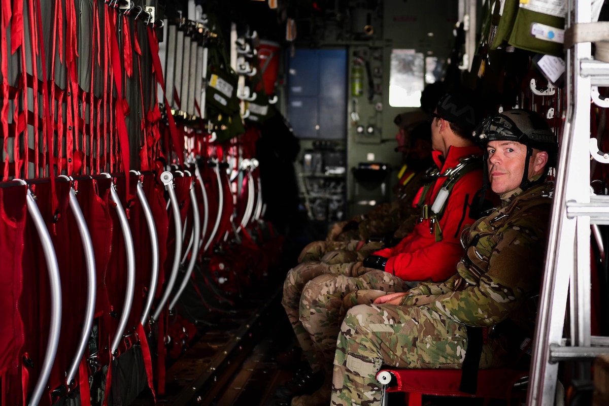 57th RQS jump training > Aviano Air Base > News Display