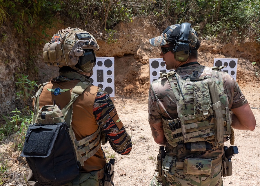 US Navy SEALs, Philippine Special Operations strengthen military ...