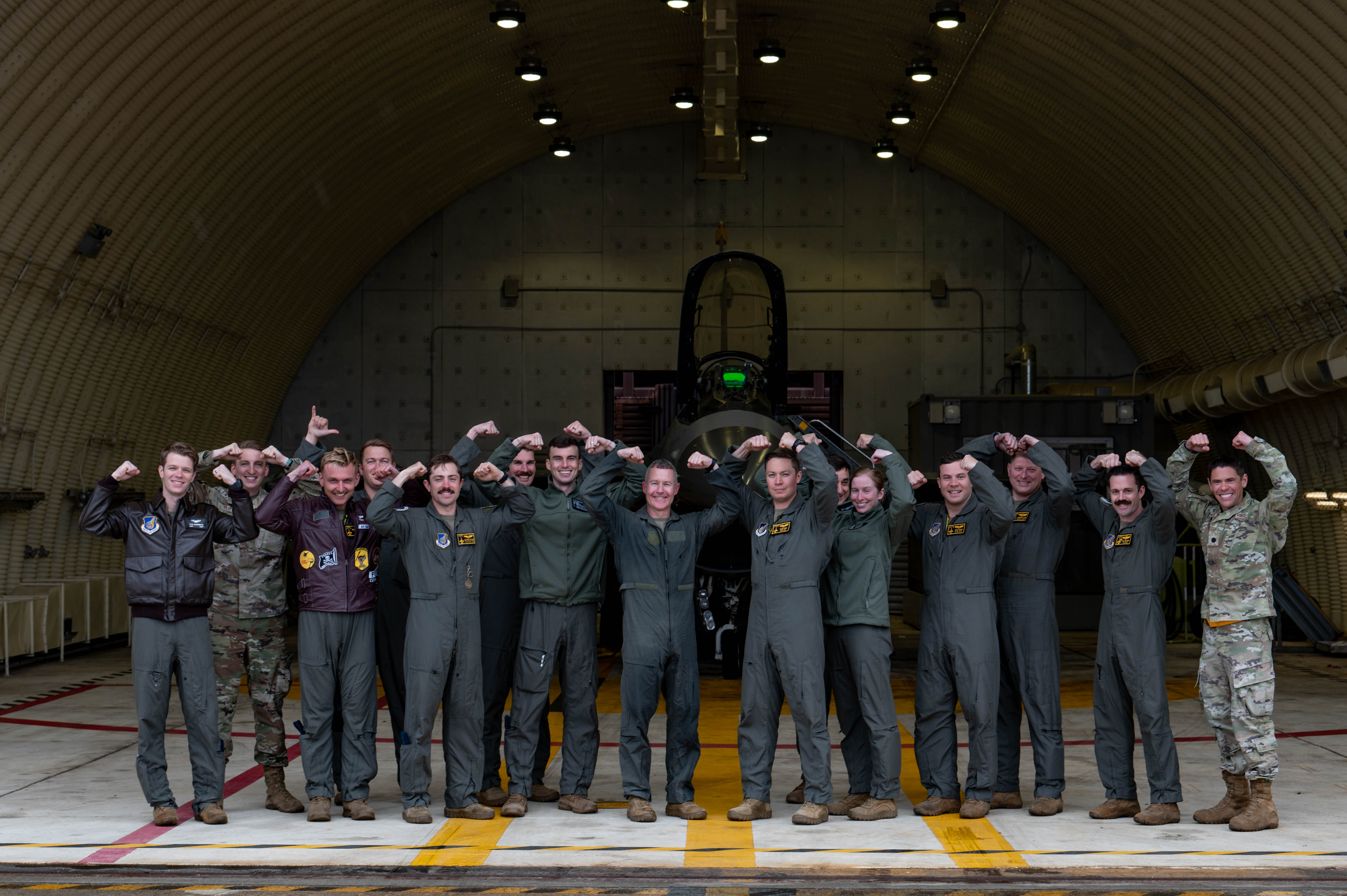 Wolf Pack bids farewell to Col. John Caldwell > Kunsan Air Base ...