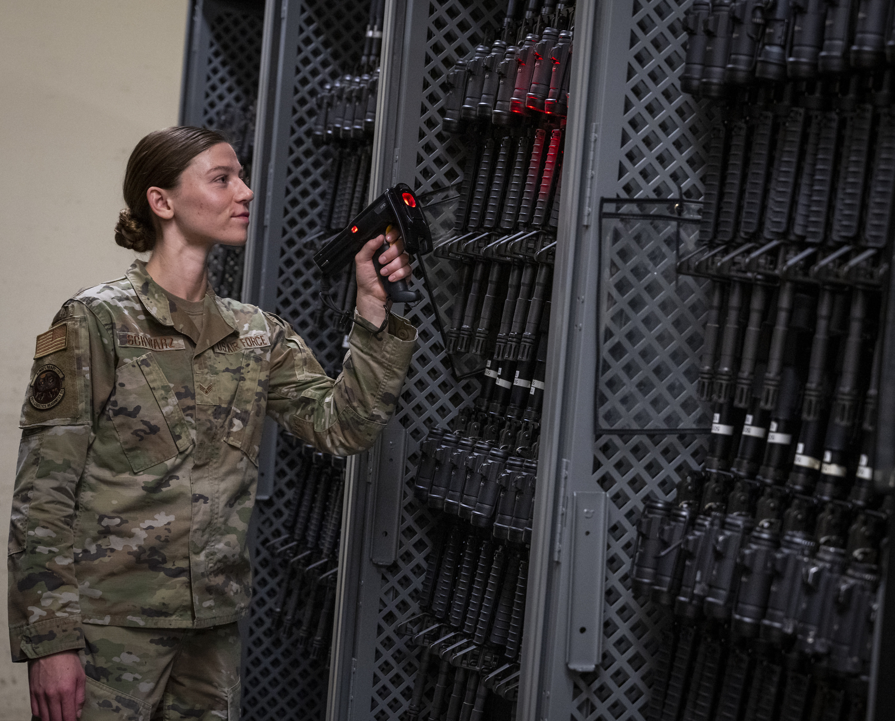 New technology key to Eglin's inventory operations modernization > Air ...