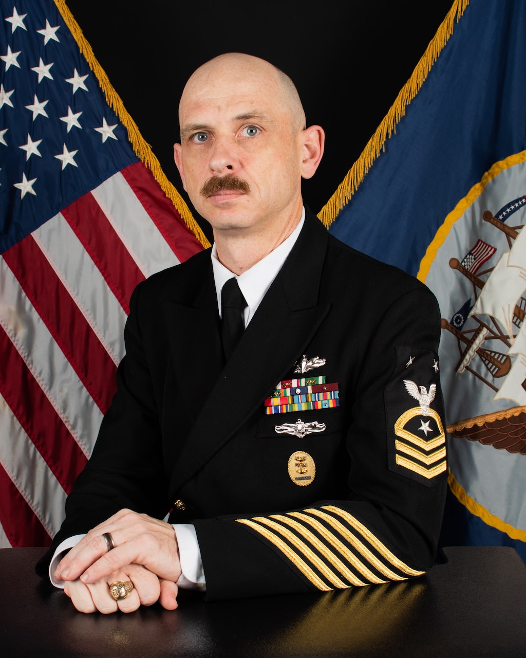 CMDCM > Commander, Navy Region Mid-Atlantic > Bio Detail