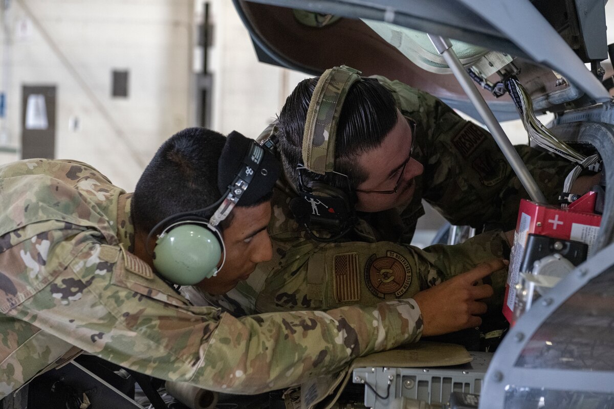 Maintainers: Fixing your every need > Moody Air Force Base > Article ...
