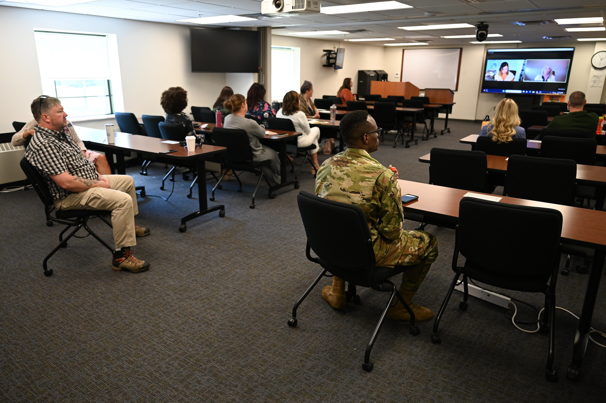 Forum highlights spouse employment, higher education > Air Force ...