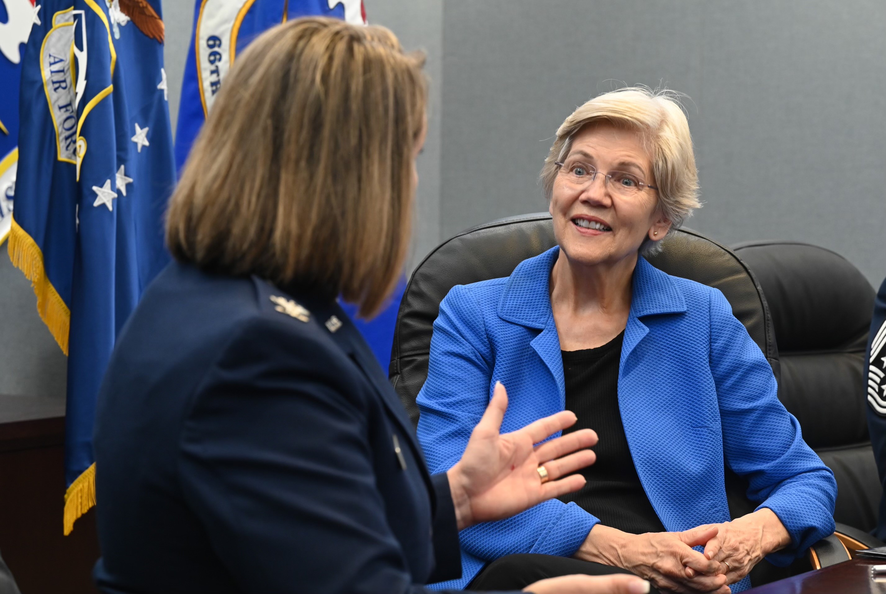 Senator Warren visits Hanscom AFB > Hanscom Air Force Base > Article ...