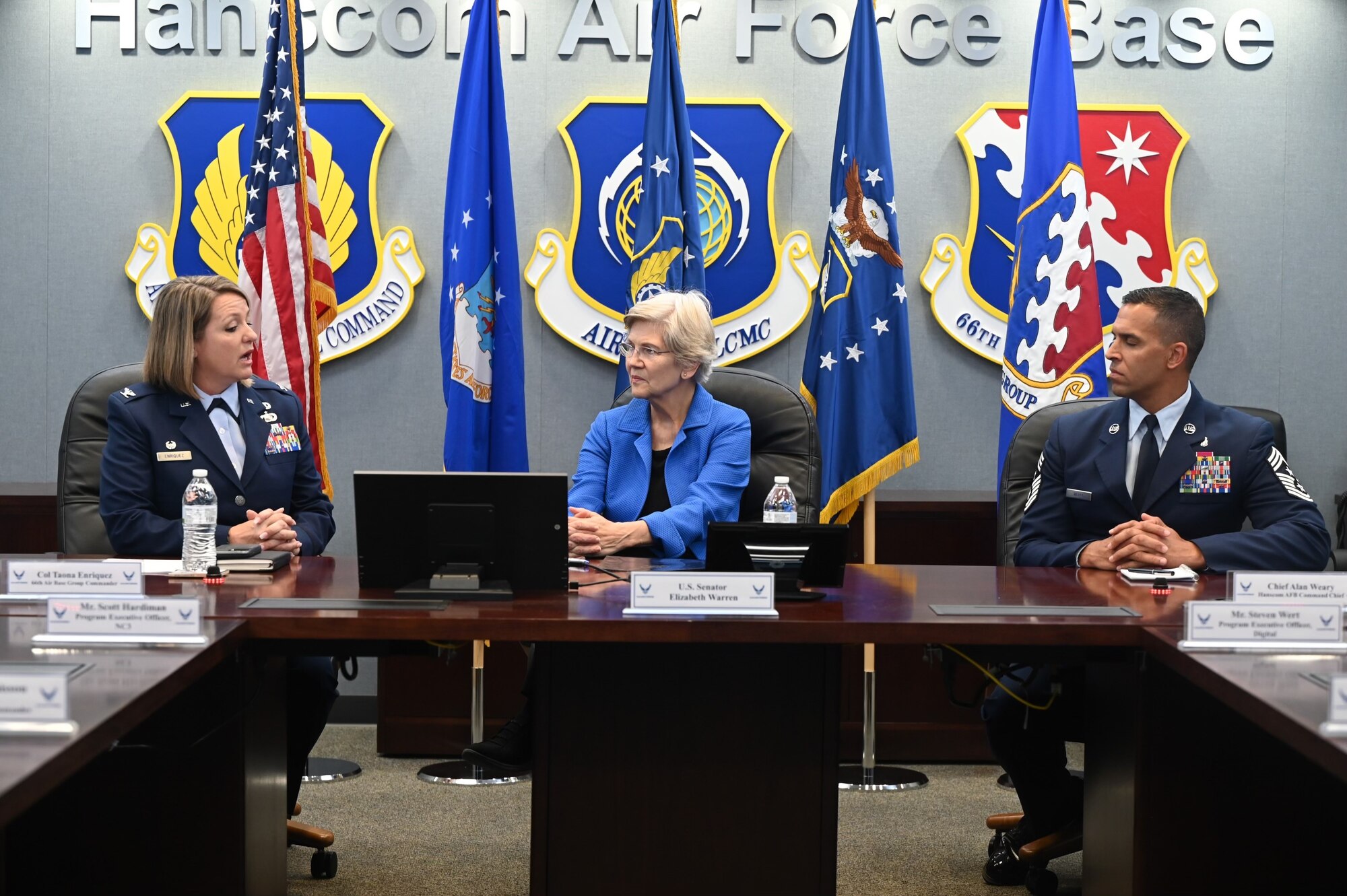 Senator Warren visits Hanscom AFB > Hanscom Air Force Base > Article ...