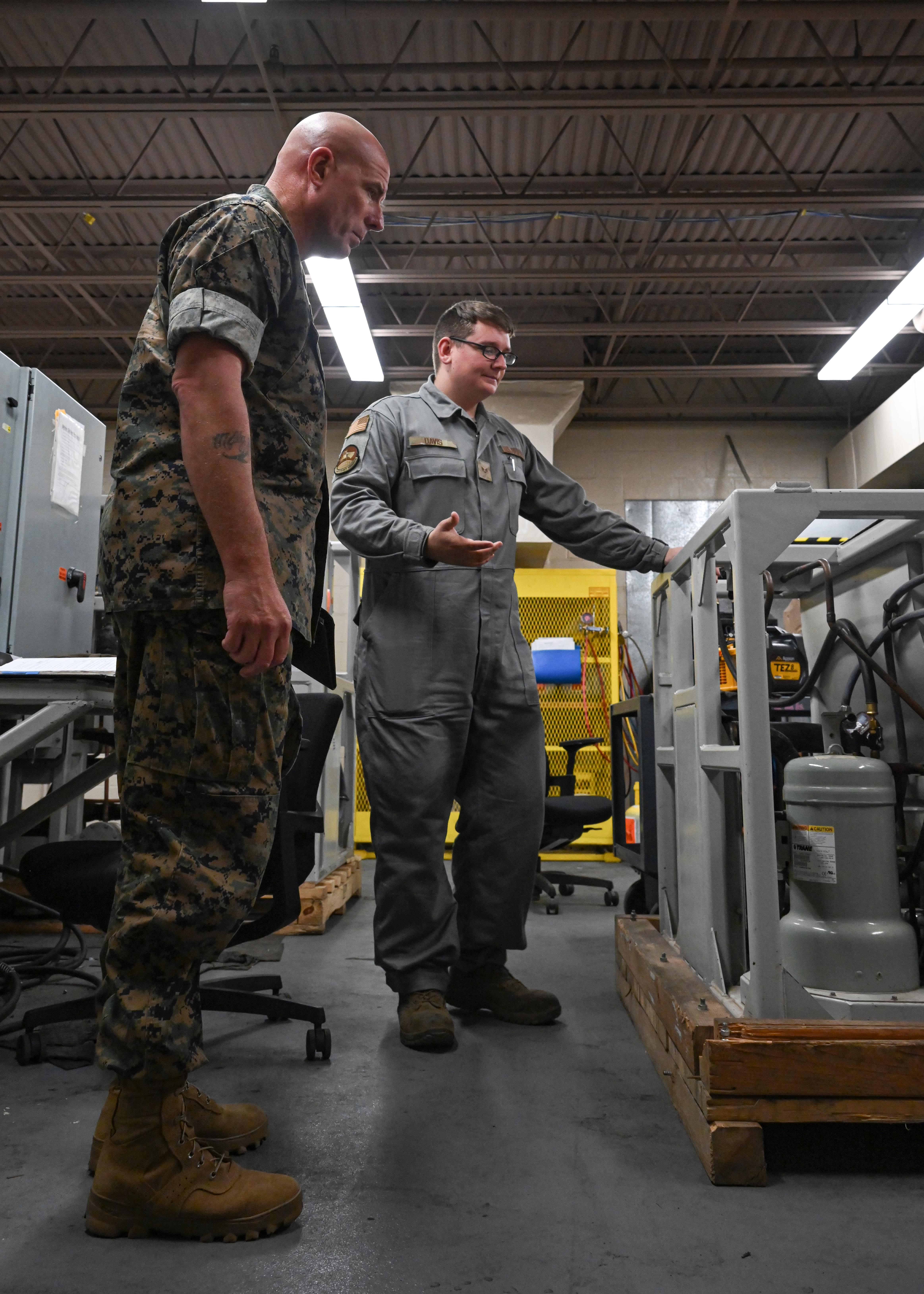 USSTRATCOM SEL visits Team Minot