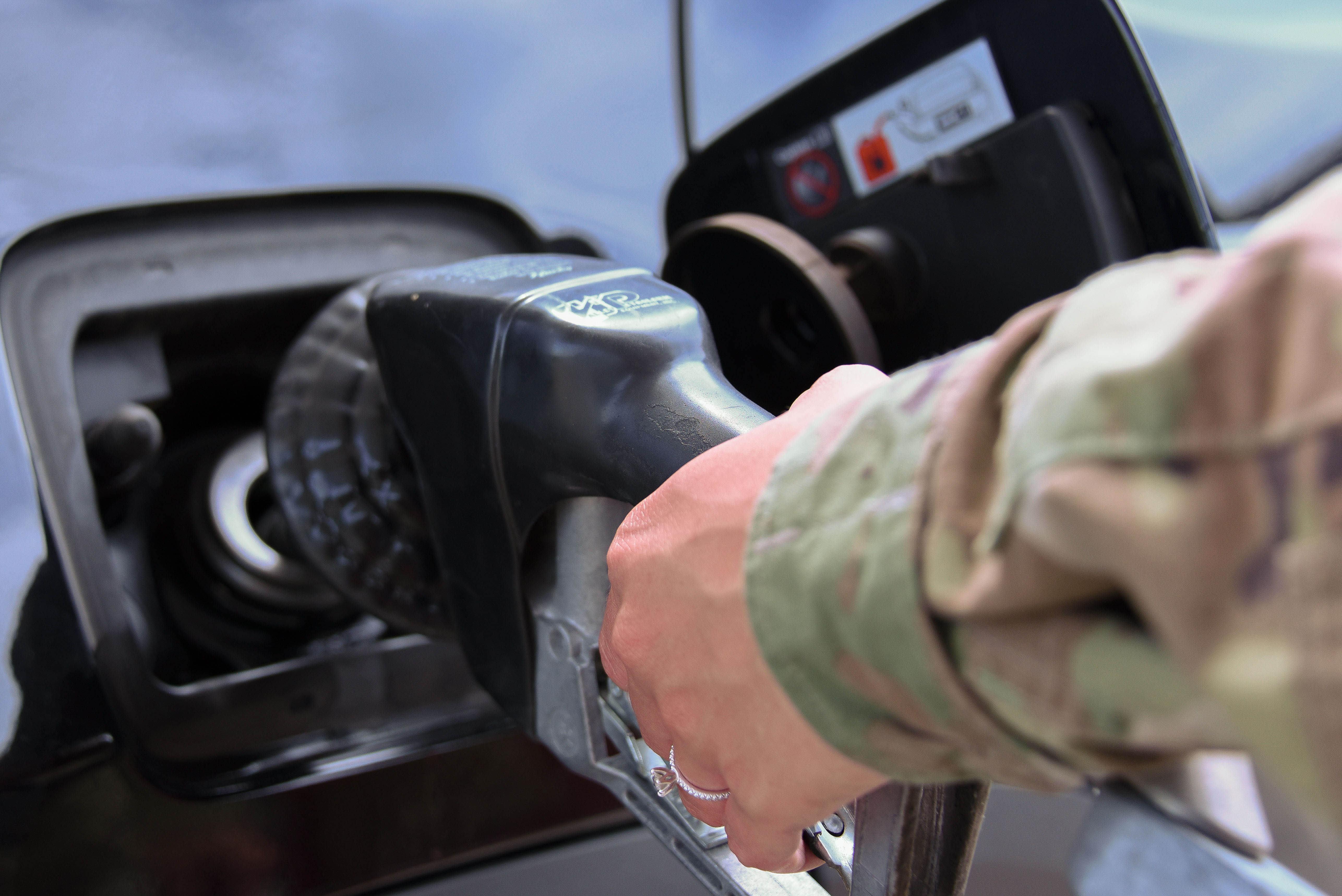 Grand Forks AFB AAFES Express gets premium fuel > Grand Forks Air Force ...