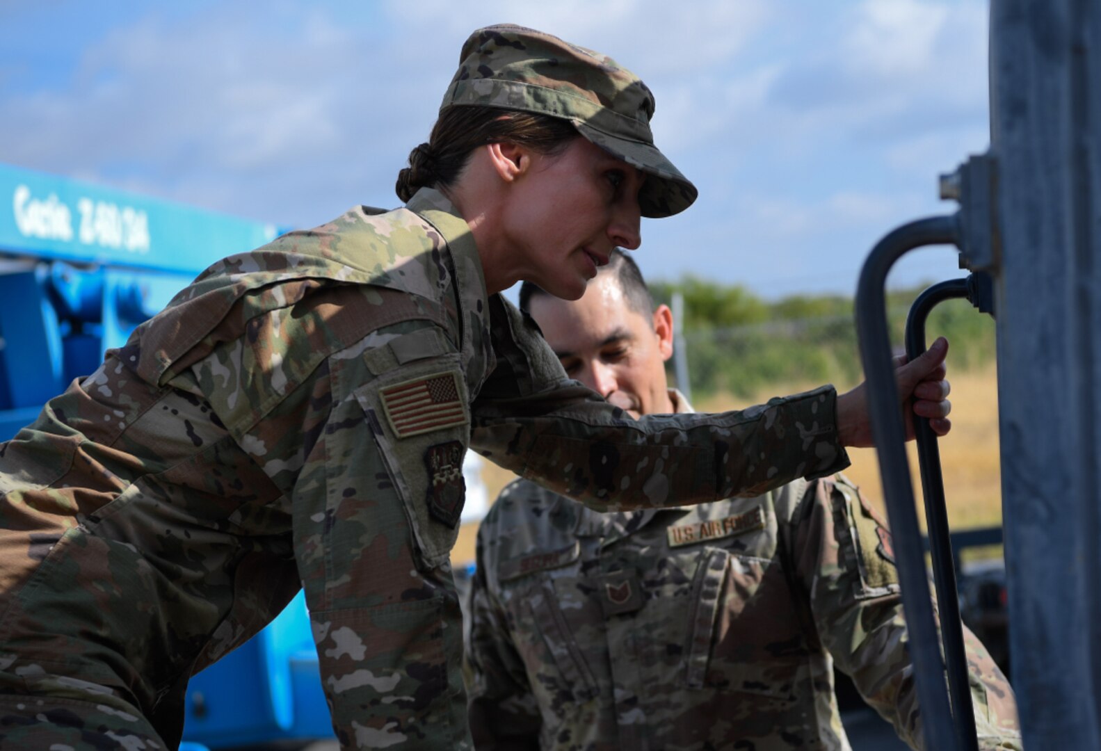 PHOTOS | New 149th FW commander meets with wing members > Joint Base ...