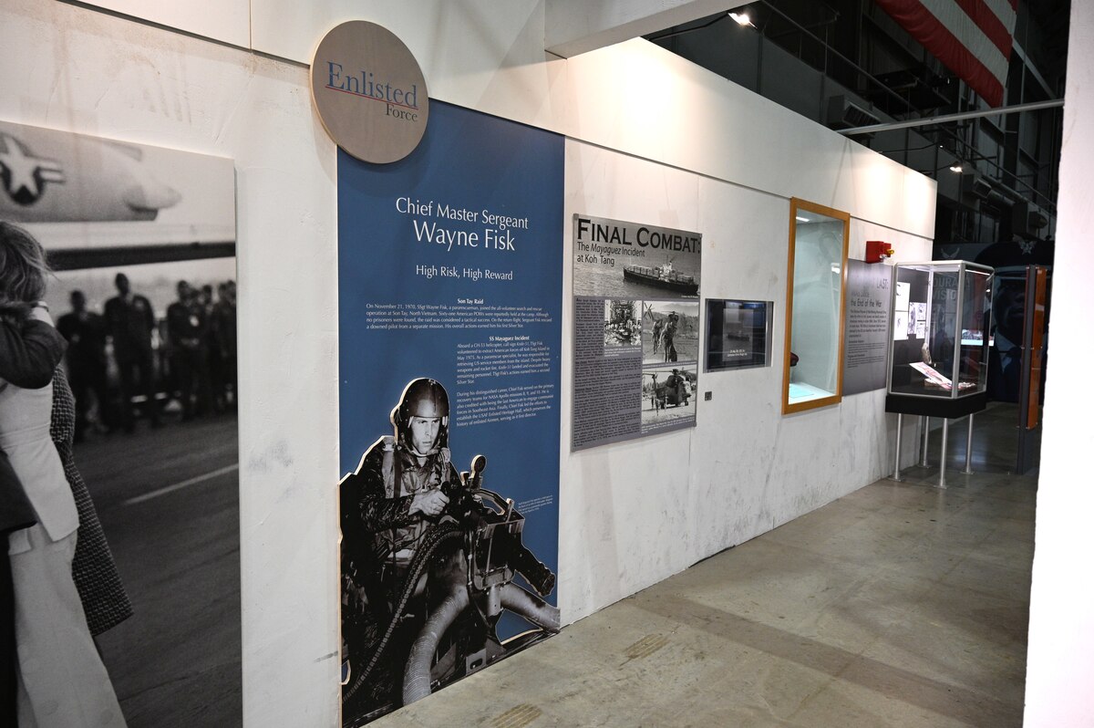 Chief Master Sergeant Wayne Fisk High Risk, High Reward > National ...