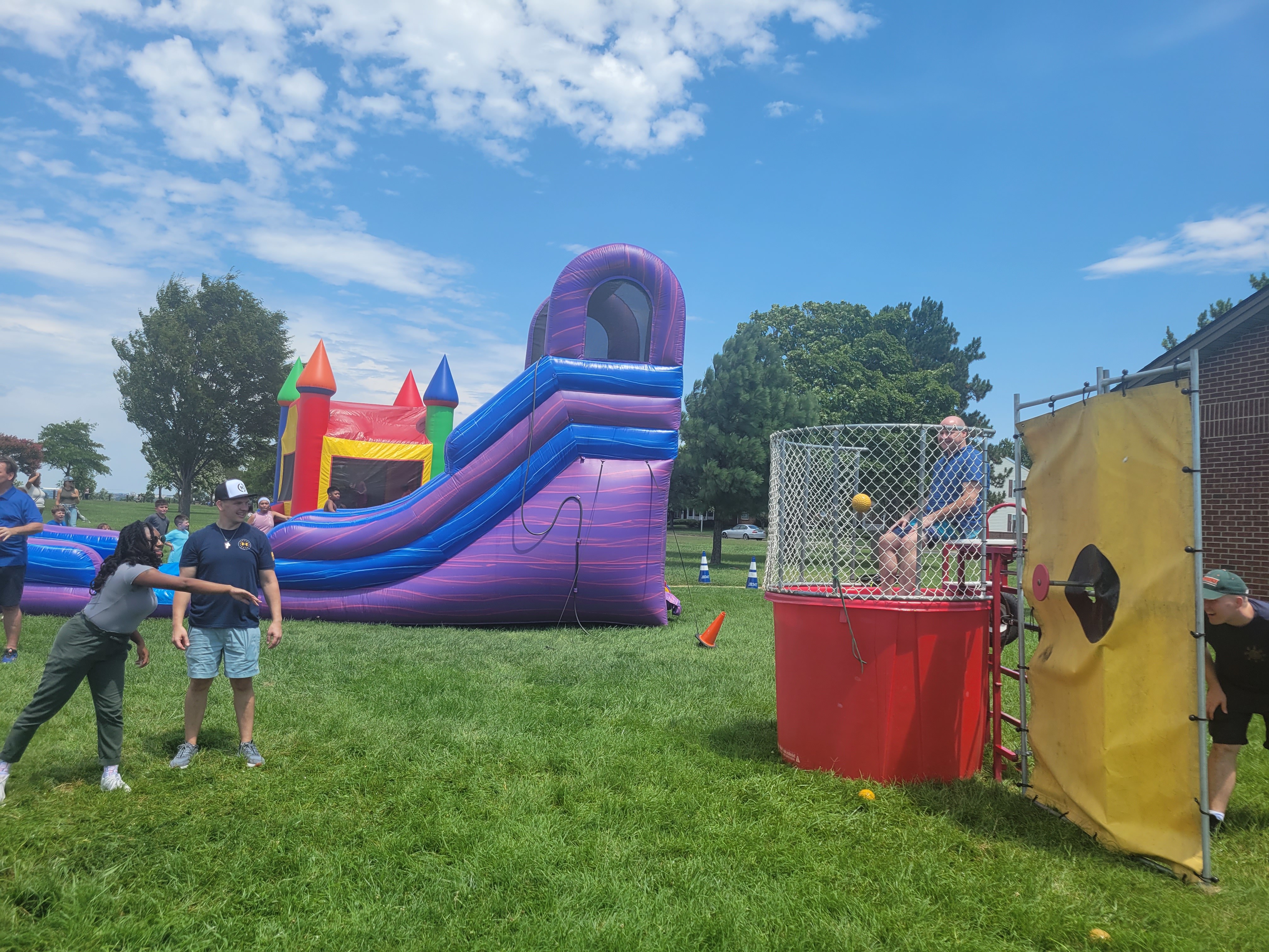 Strategic Systems Programs Celebrates Workforce At Command Picnic