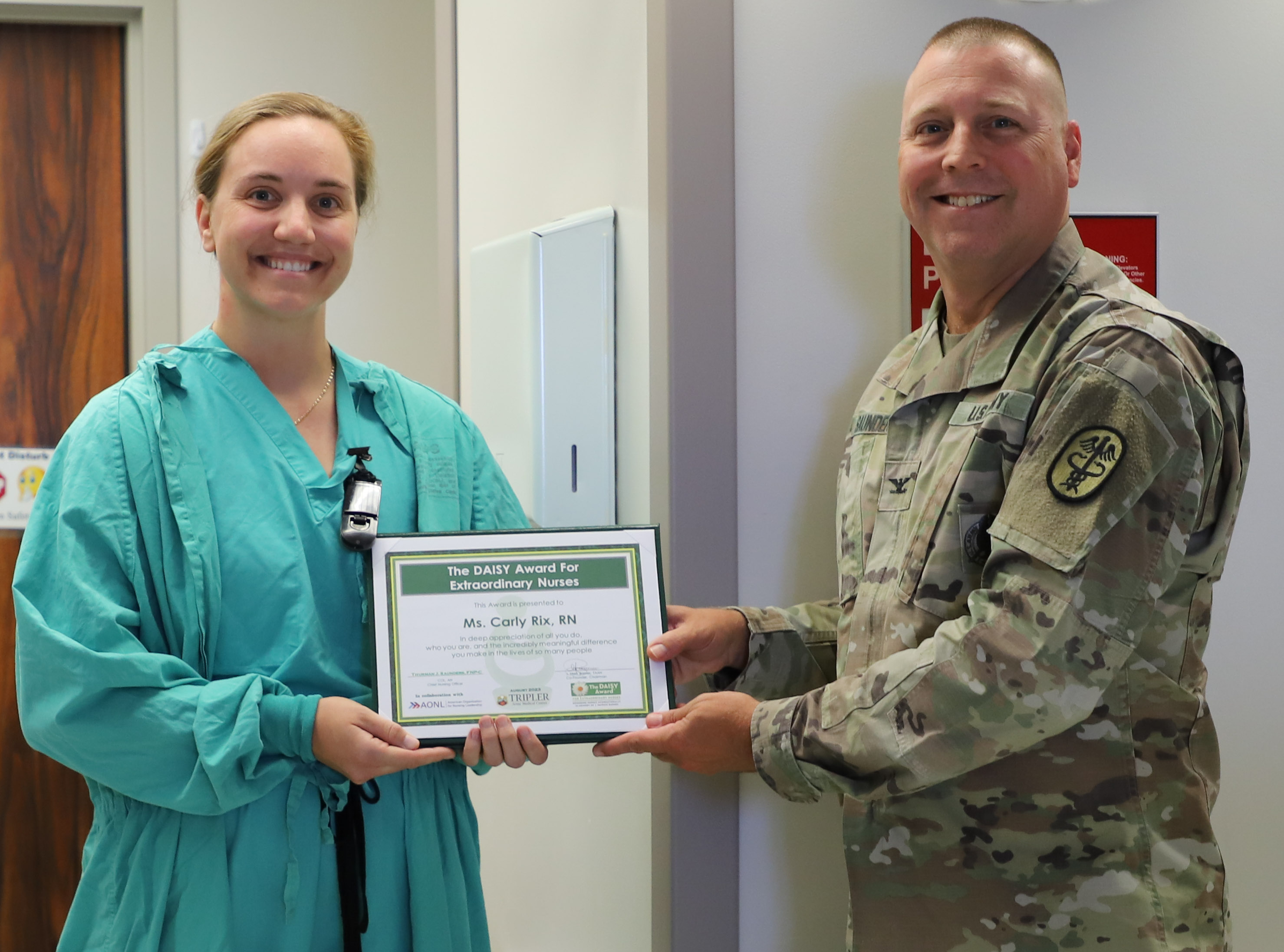 Tripler Army Medical Center DAISY Award presentation > Tripler Army ...