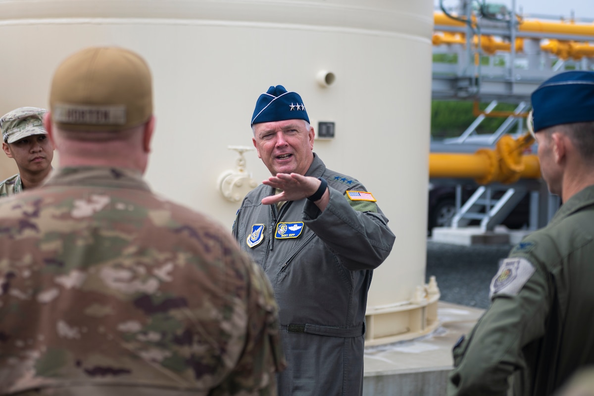 USFJ, 5th Air Force commander visits Misawa Air Base > 15th Wing ...