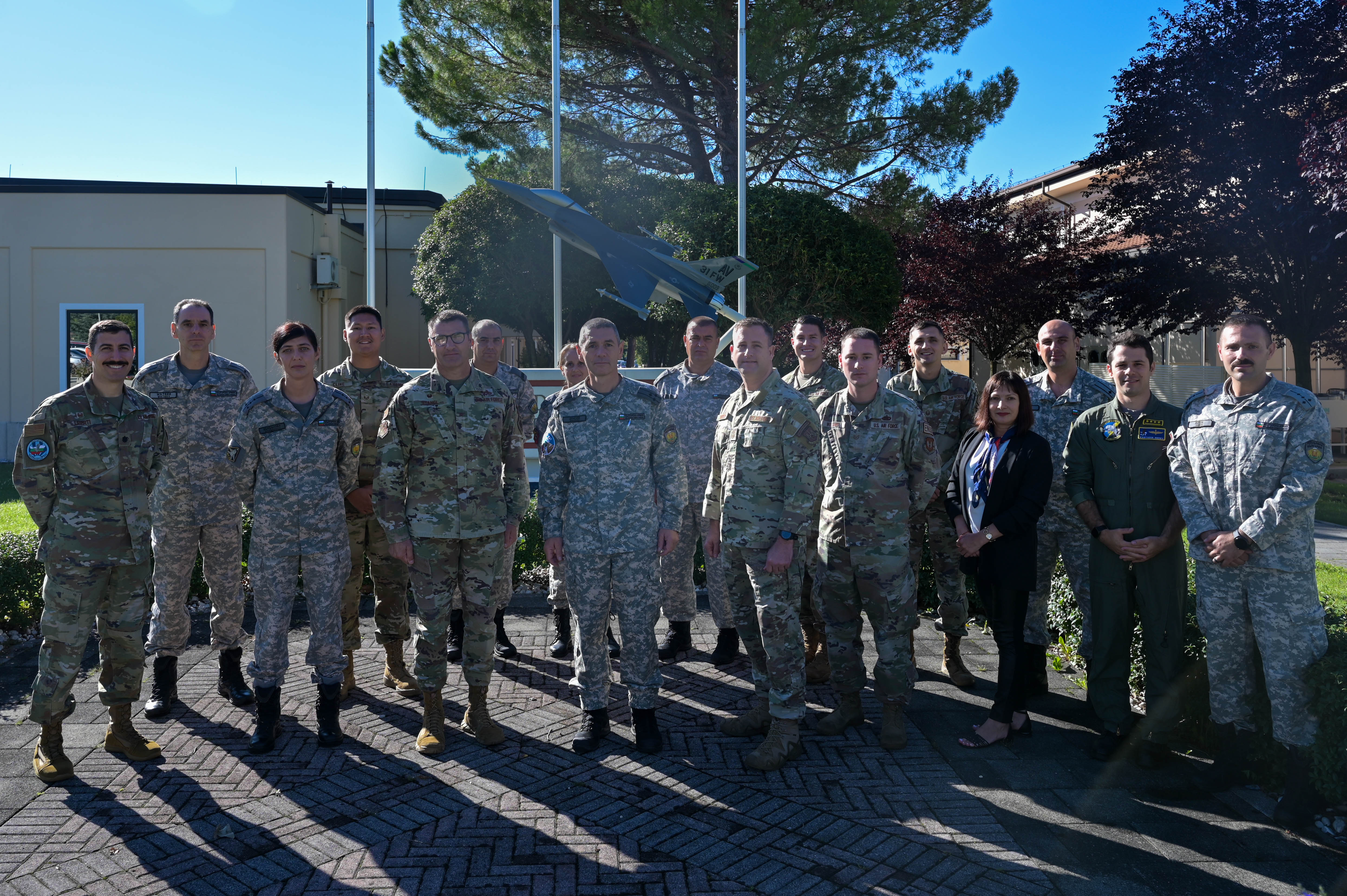 Bulgarian F-16 Familiarization > Aviano Air Base > Display