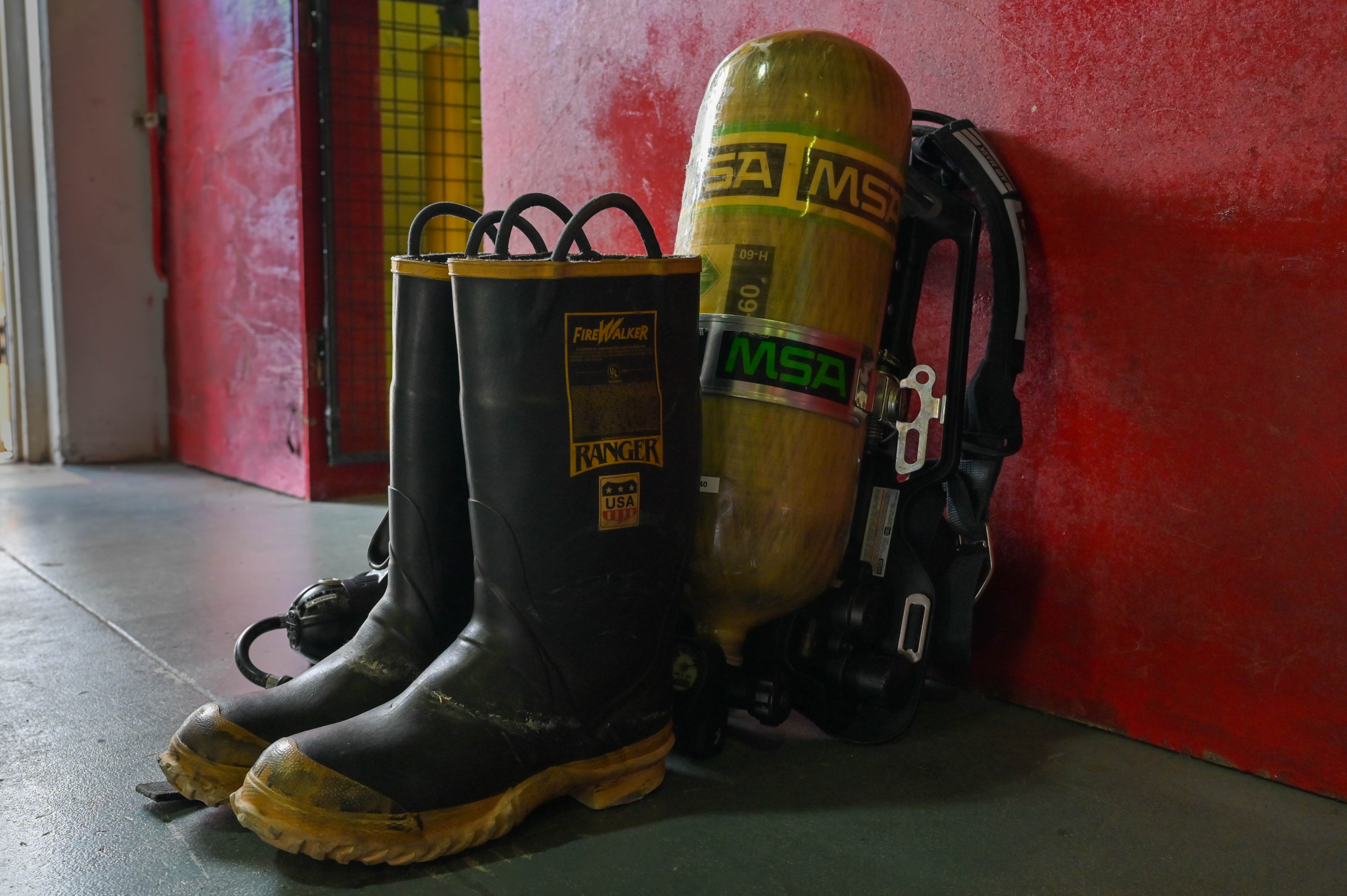 Bulgarian F-16 Familiarization > Aviano Air Base > Display