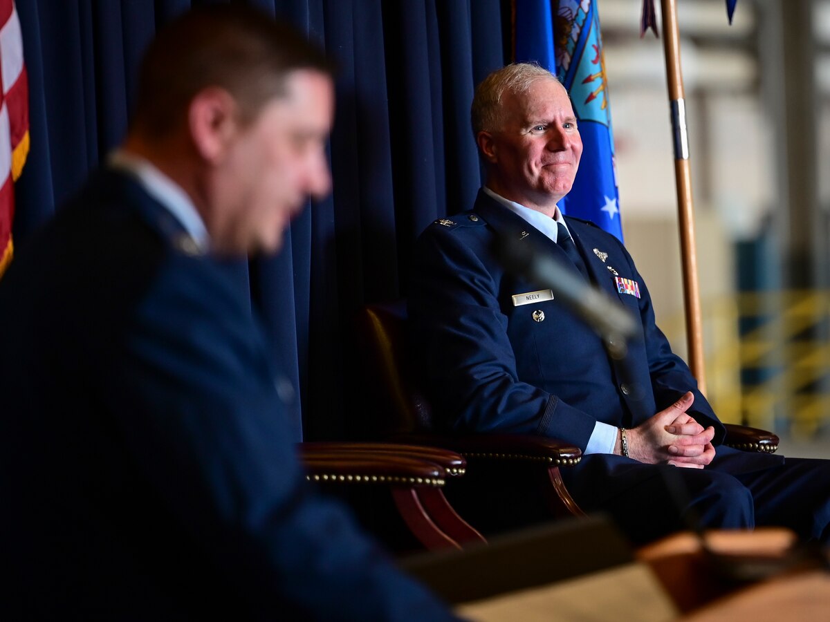 Col. Bruce Neely Retirement Ceremony > 446th Airlift Wing > News