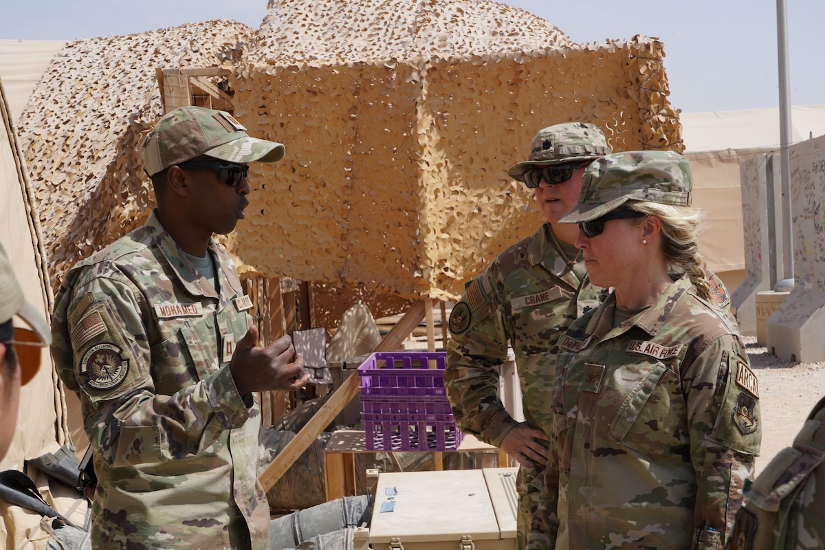 Senior ARC advisor visits PSAB > 505th Command and Control Wing ...