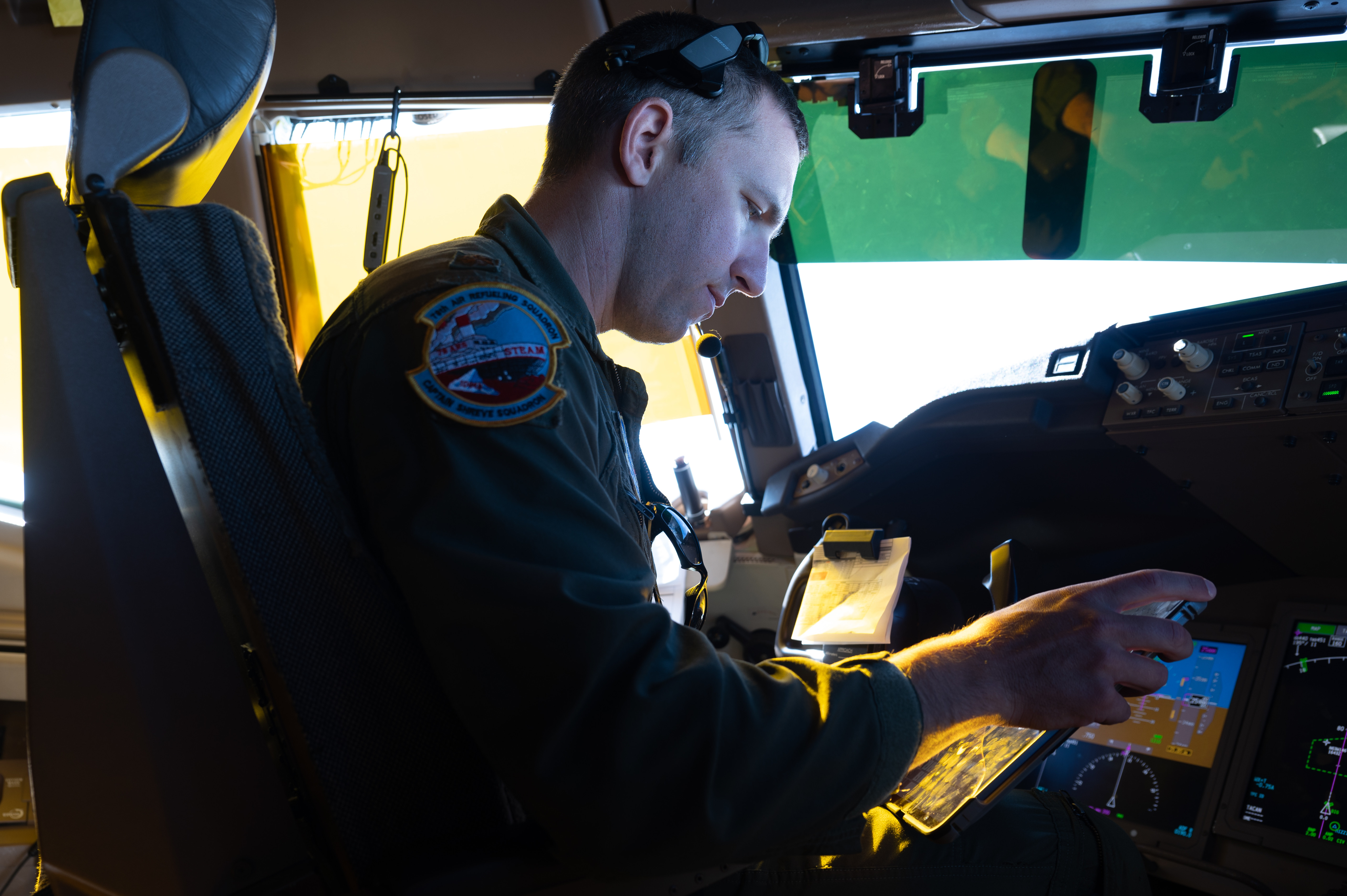 Red Flag-Alaska 23-3 Exercise - Refueling fighters during essential ...
