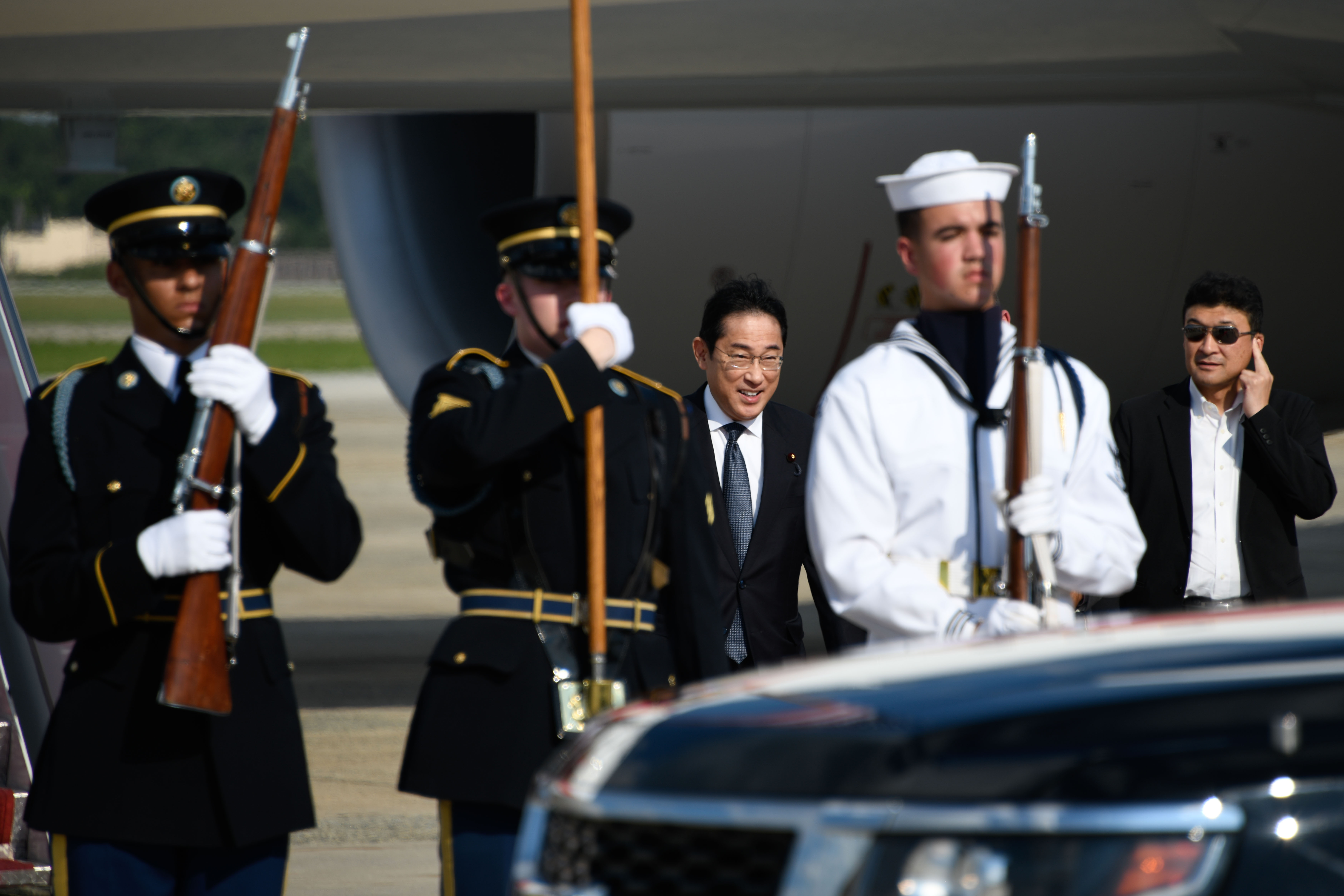 Japan's Prime Minister arrives at Joint Base Andrews > Joint Base ...