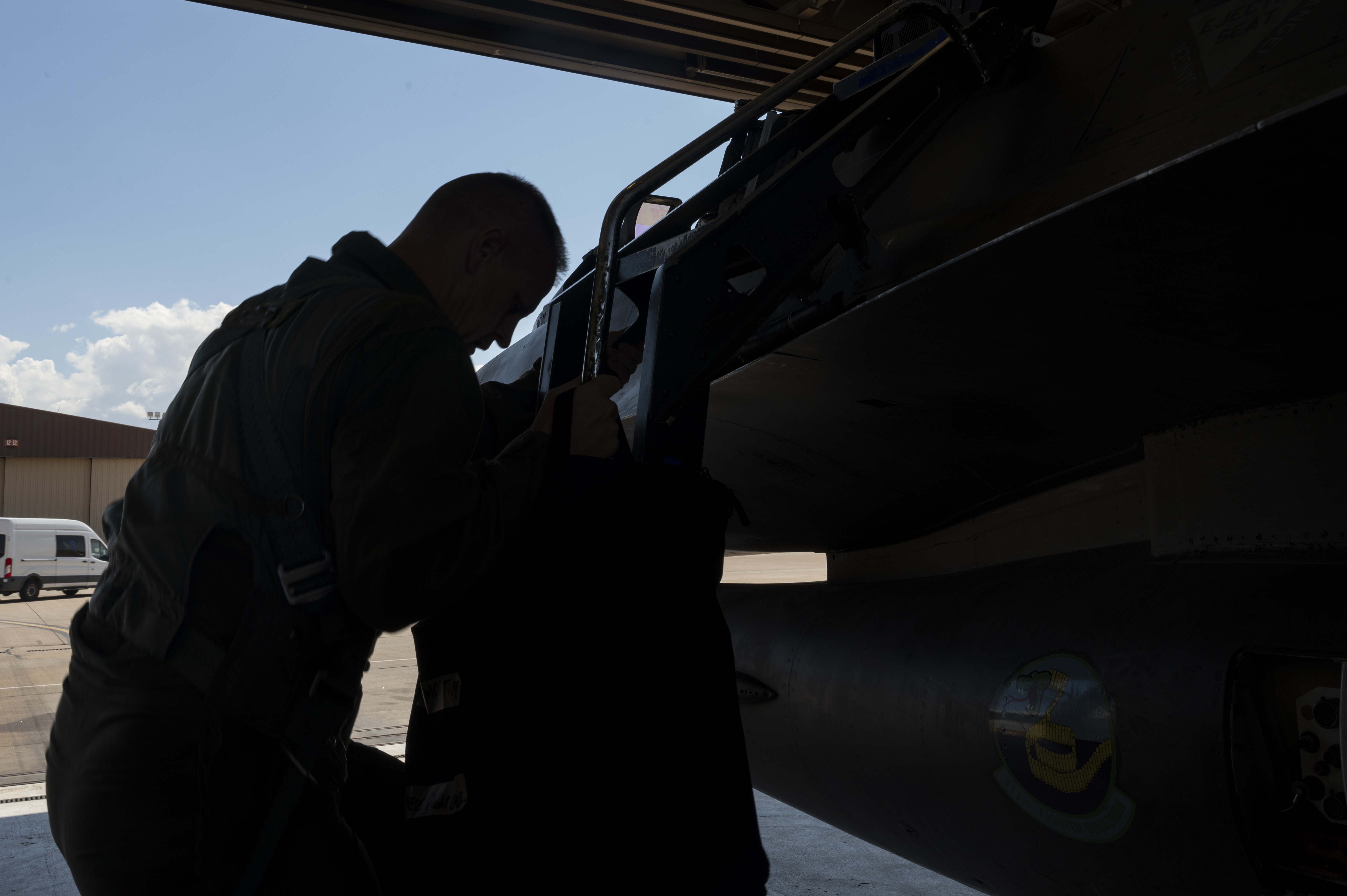 49th Wing command chief rides in Holloman F-16 for the first time > Air ...