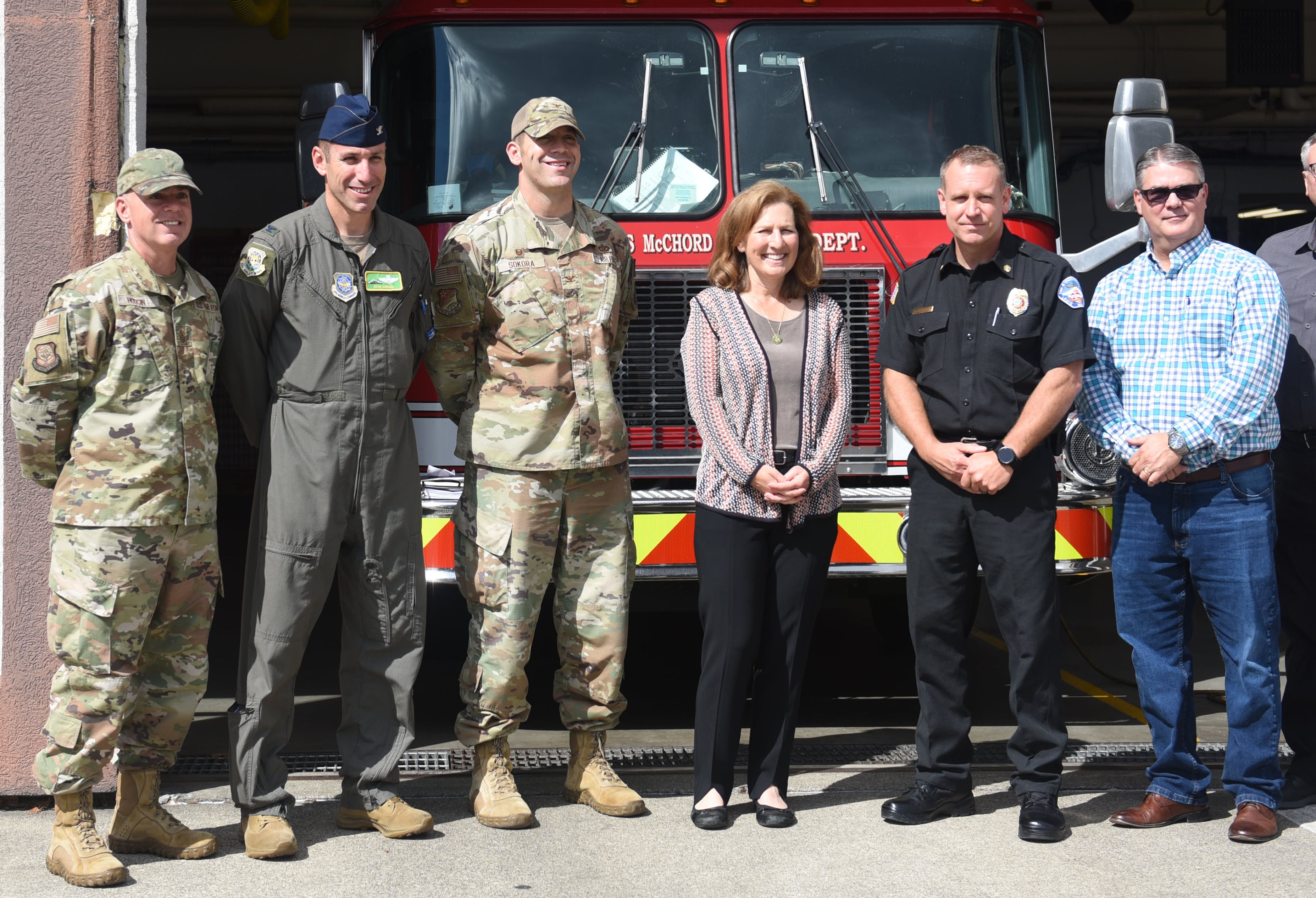 U.S. Rep. Kim Schrier visits Team McChord > Team McChord > Article Display