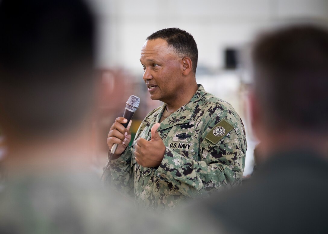 FLTCM Delbert Terrell Speaks to VP-9 Sailors