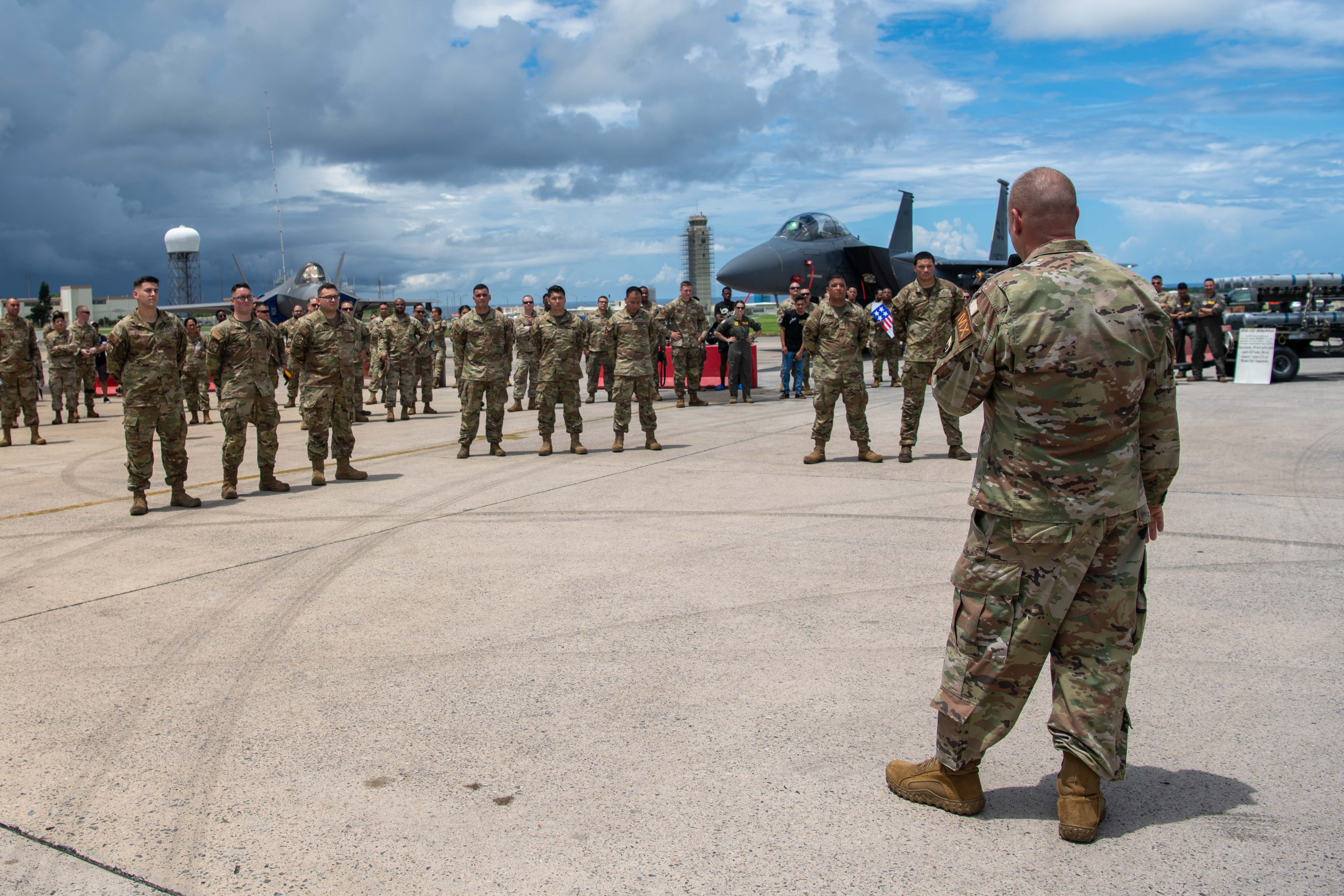 Kadena hosts 18th MXG weapons load competition > 5th Air Force ...