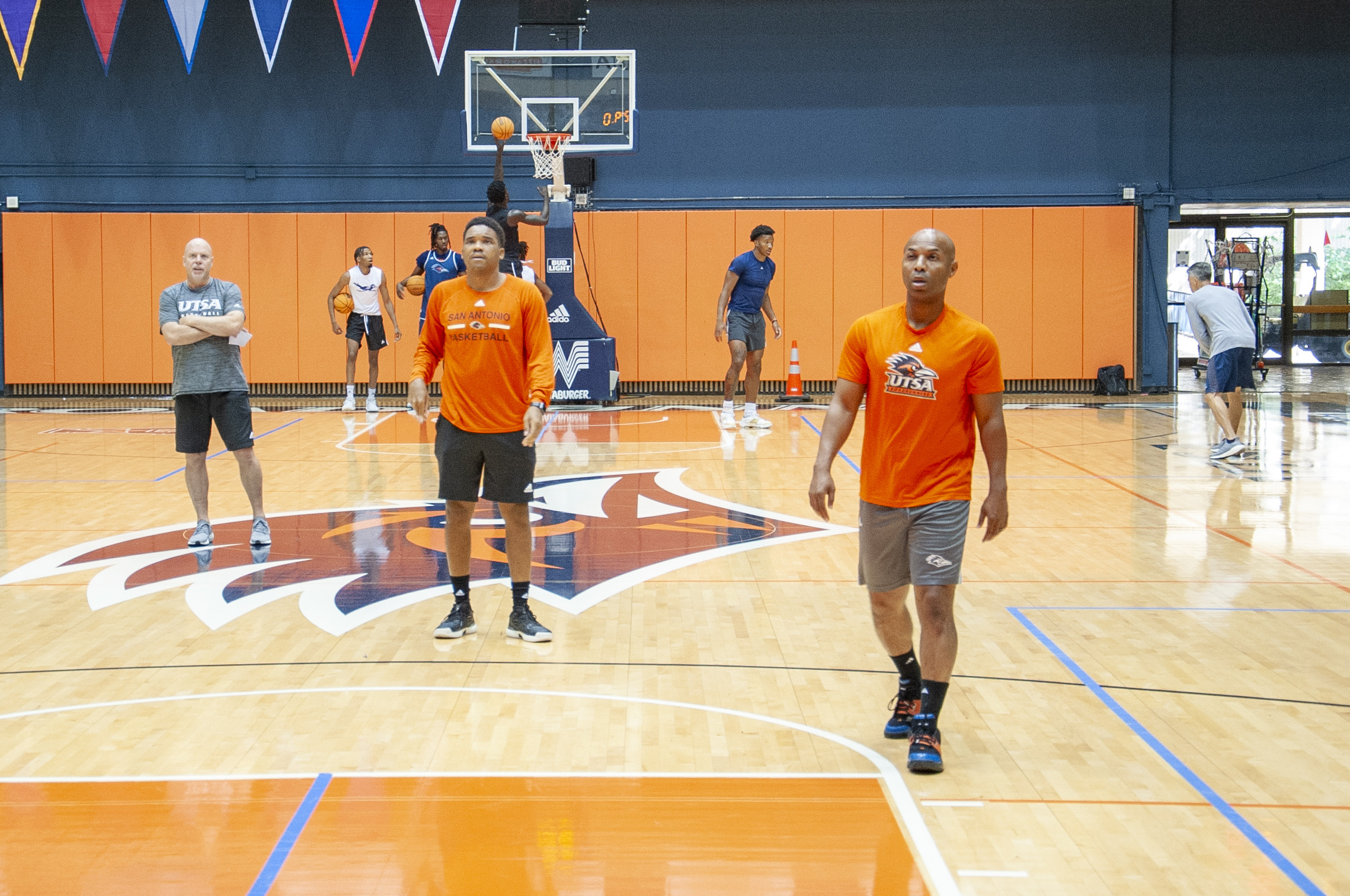 AFSVC reserve officer joins UTSA basketball as coach > Air Force ...